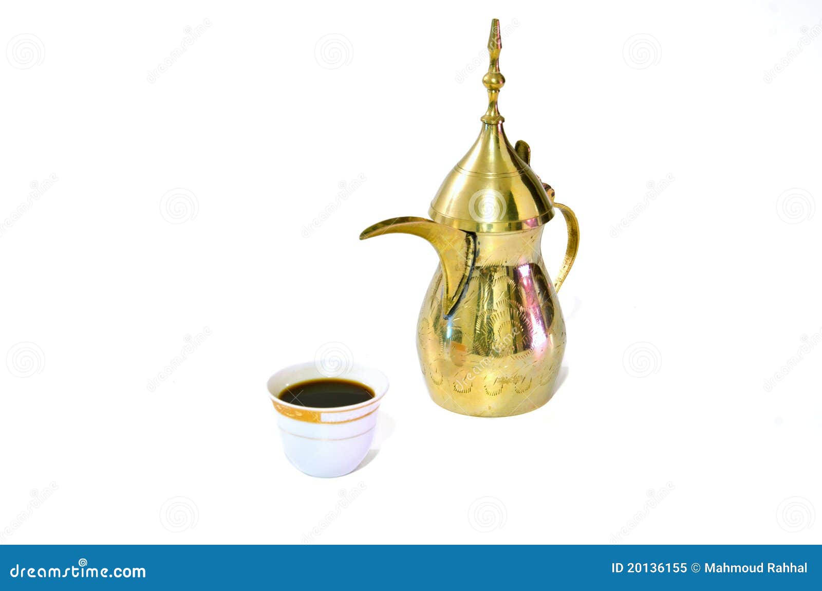 Arabiskt kaffe fotografering för bildbyråer. Bild av frukter - 20136155