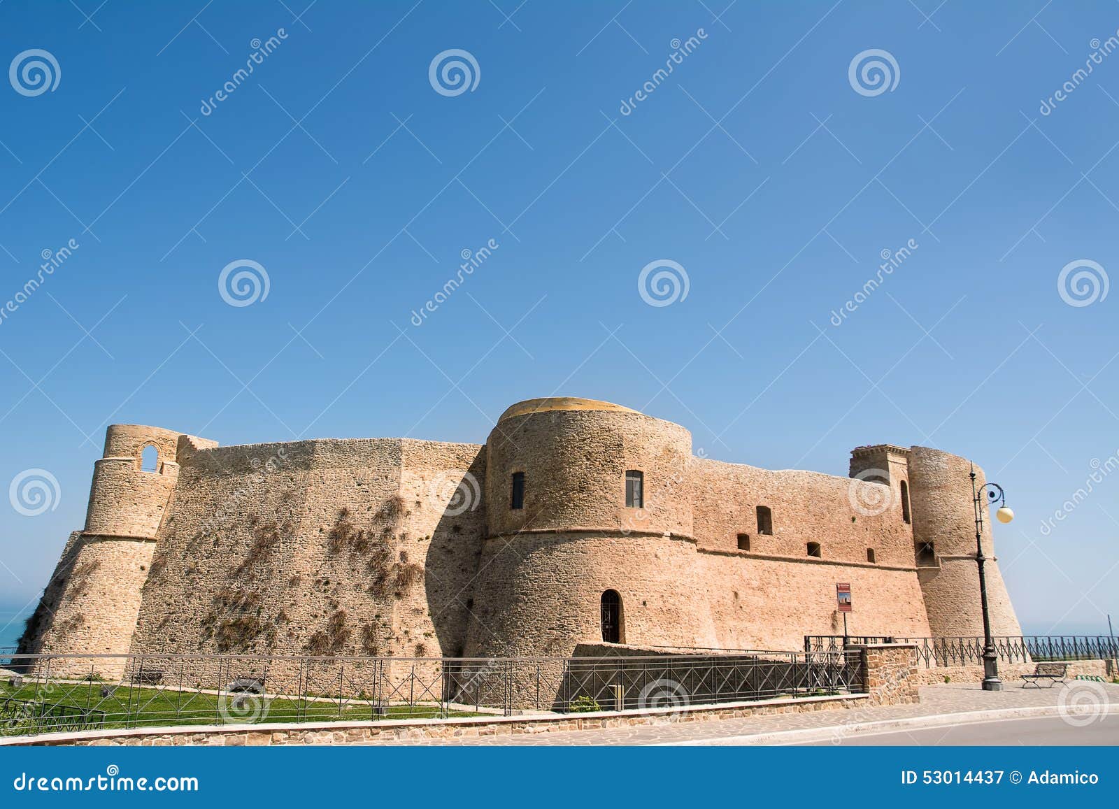 Aragonese castle of Ortona stock image. Image of aragonese - 53014437