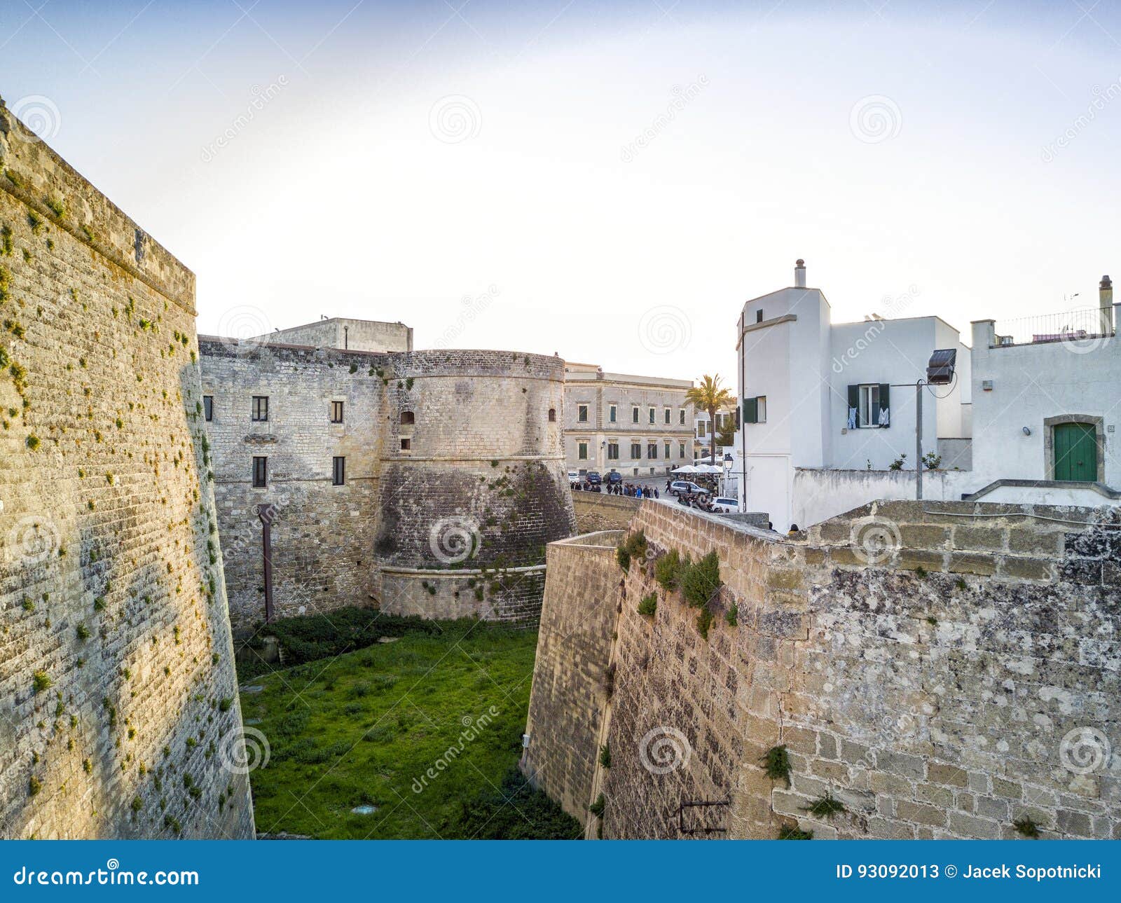 Aragonese-Schloss in Otranto, Apulien, Italien Redaktionelles Stockfoto ...