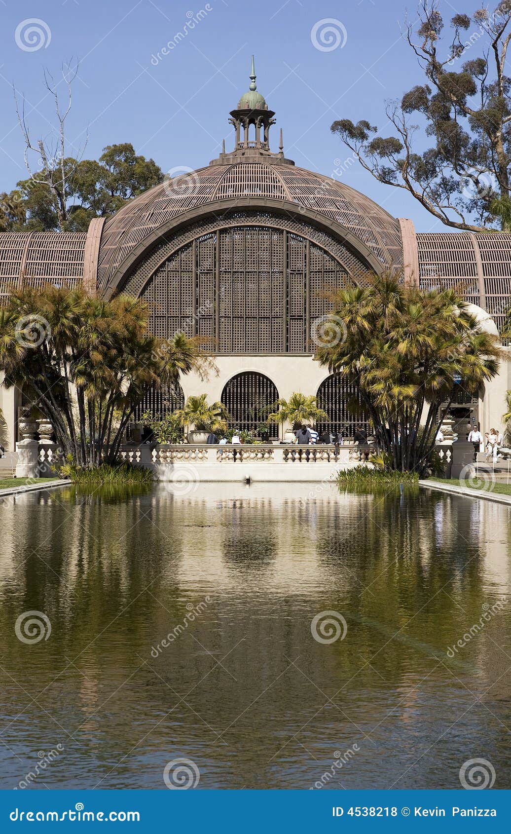 Arboretum in Balboa Park with Reflecting Pool Stock Photo - Image of ...