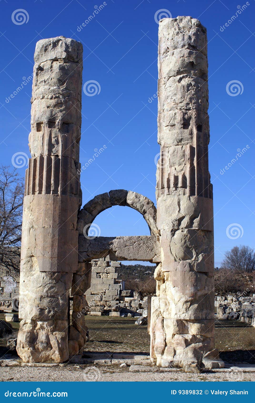 Arc and columns stock photo. Image of blue, religion, ionic - 9389832