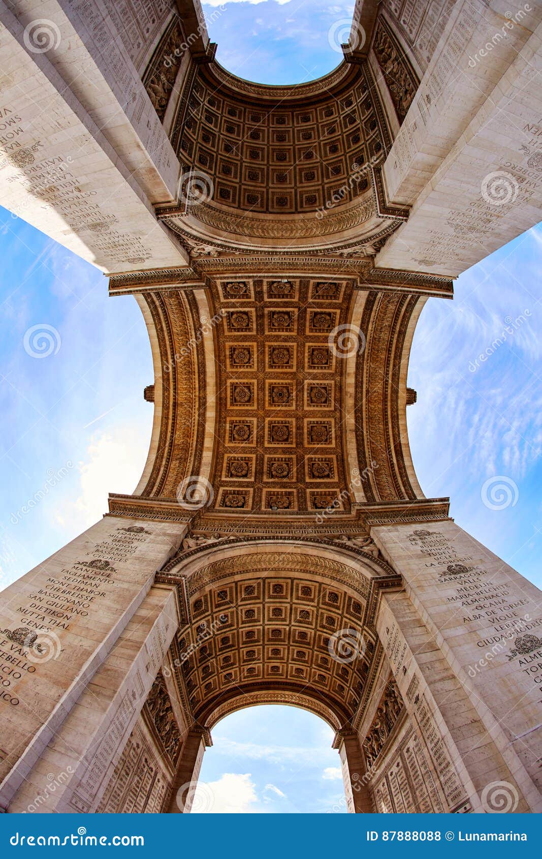Arc De Triomphe in Paris-Triumphbogen Stockfoto - Bild von lichtbogen ...