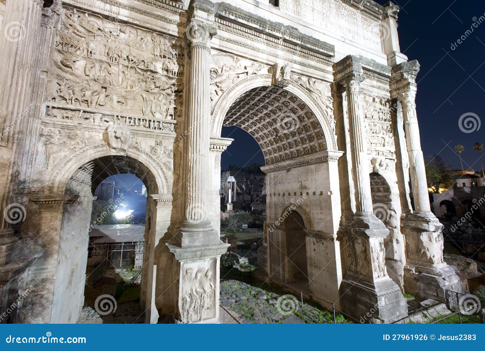 Arc severe seventh in rome stock photo. Image of night - 27961926