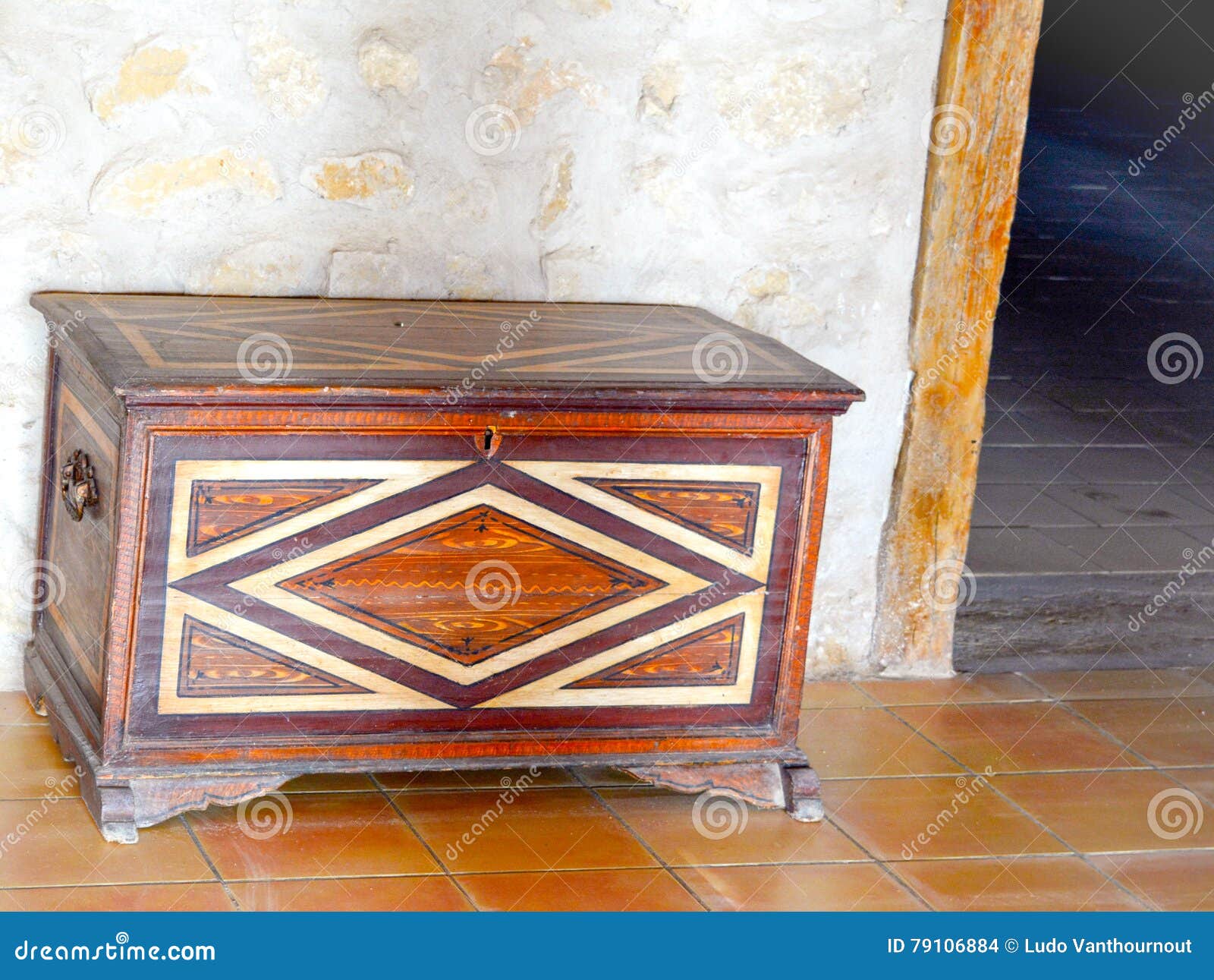 Arca De Madera De Madera De Case Foto de archivo - Imagen de caso ...