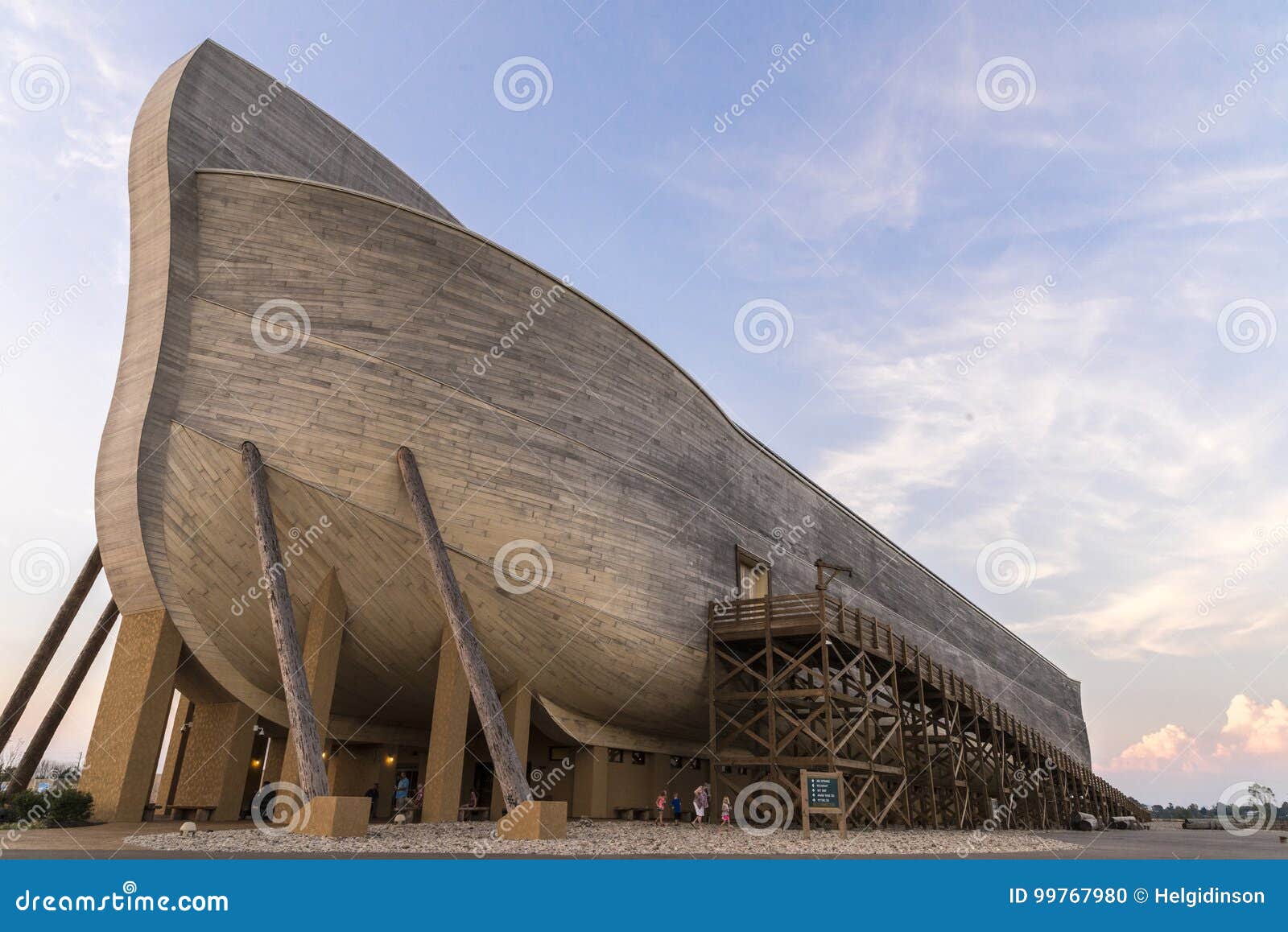 Arca De Tamaño Natural De Noahs Imagen editorial - Imagen de profeta ...