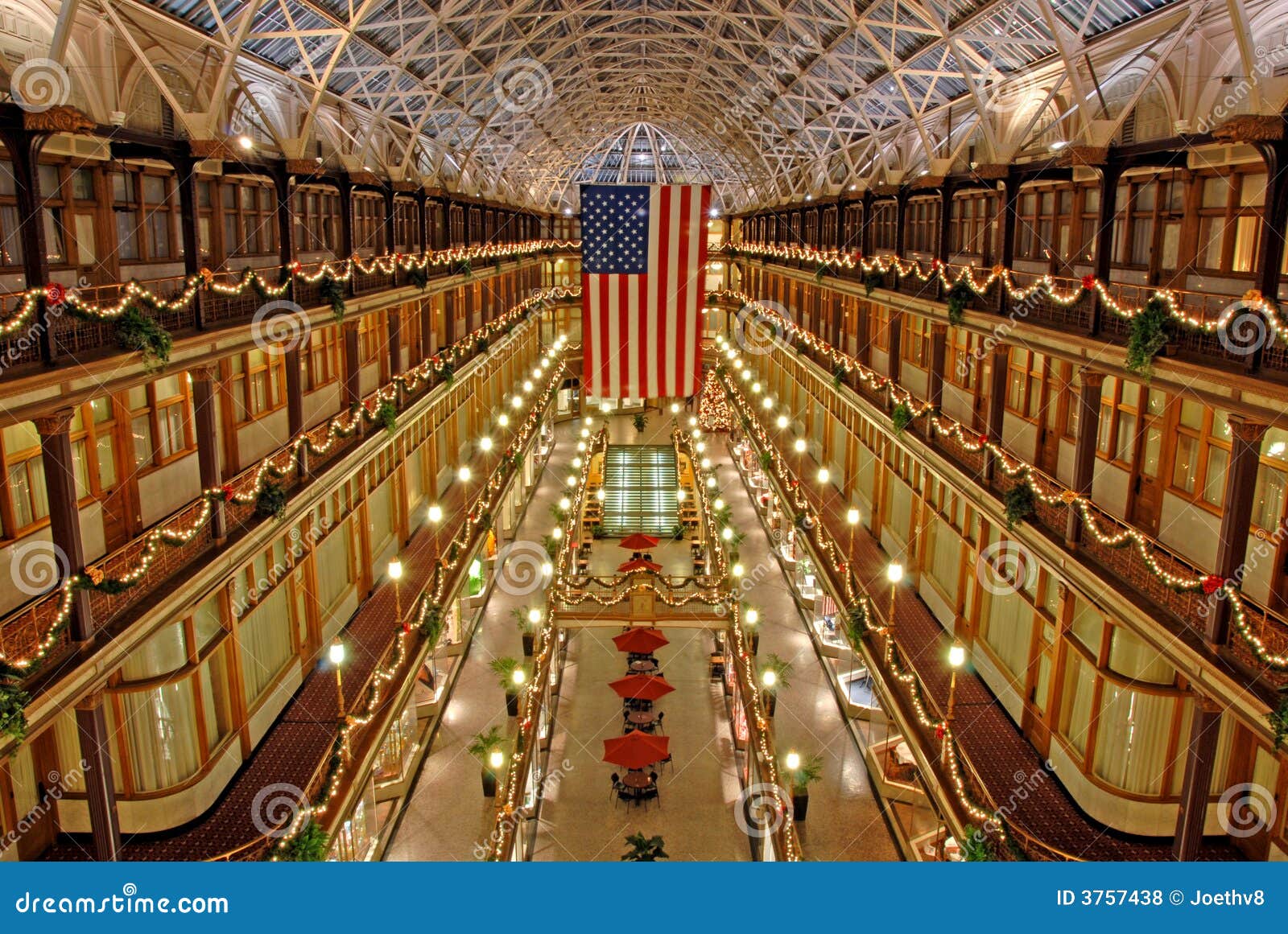 The Arcade of Cleveland Ohio Stock Photo - Image of historic, christmas ...