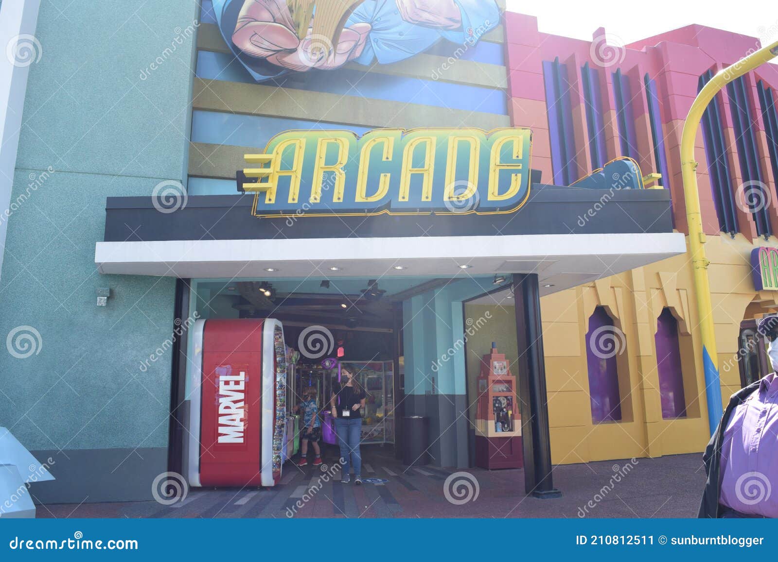 Arcade at Universal Studios Orlando Editorial Photo - Image of thrill ...