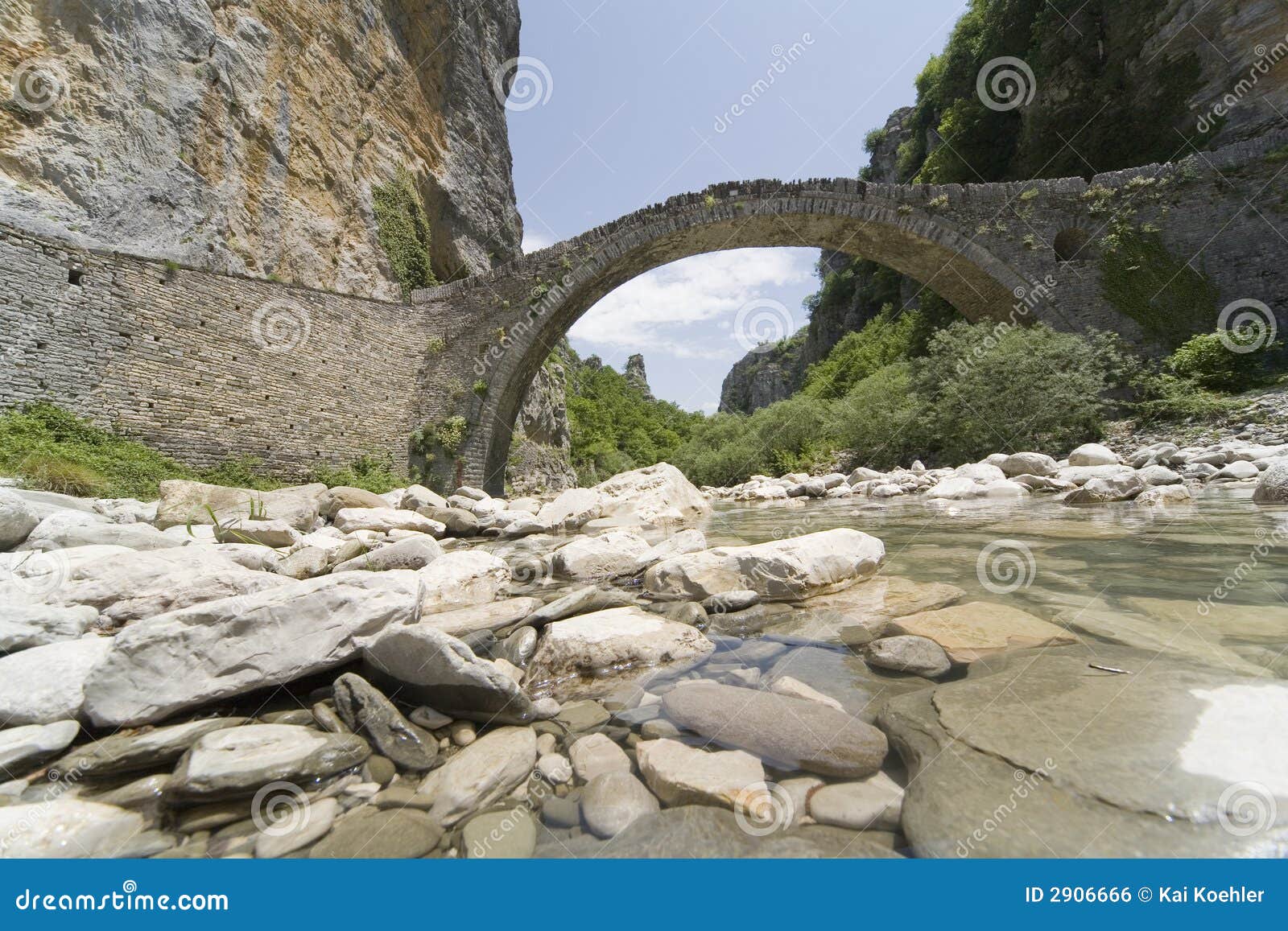 Arch bridge stock photo. Image of tourist, famous, bridge - 2906666