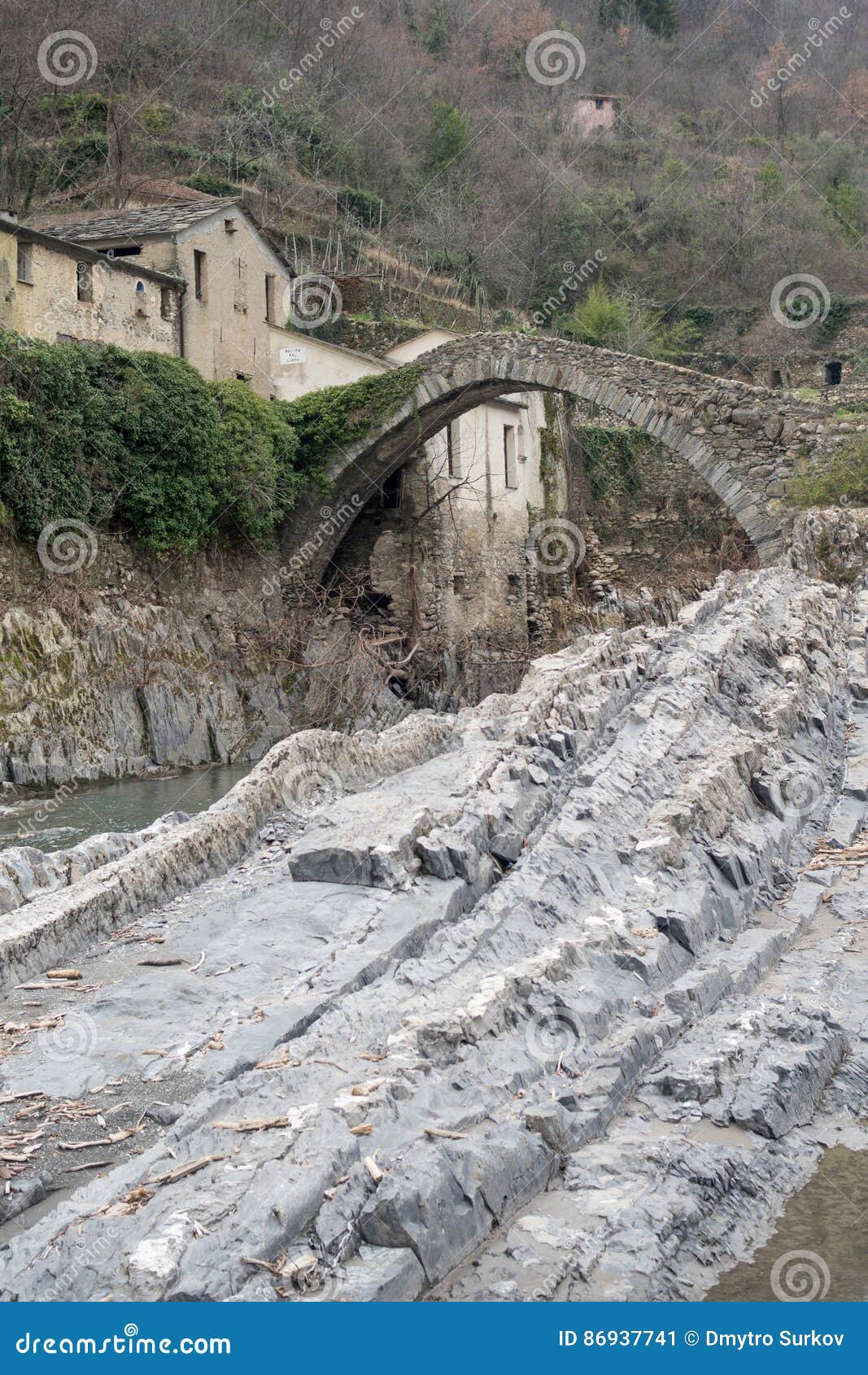 Arch Bridge, Italy stock image. Image of archway, bridge - 86937741