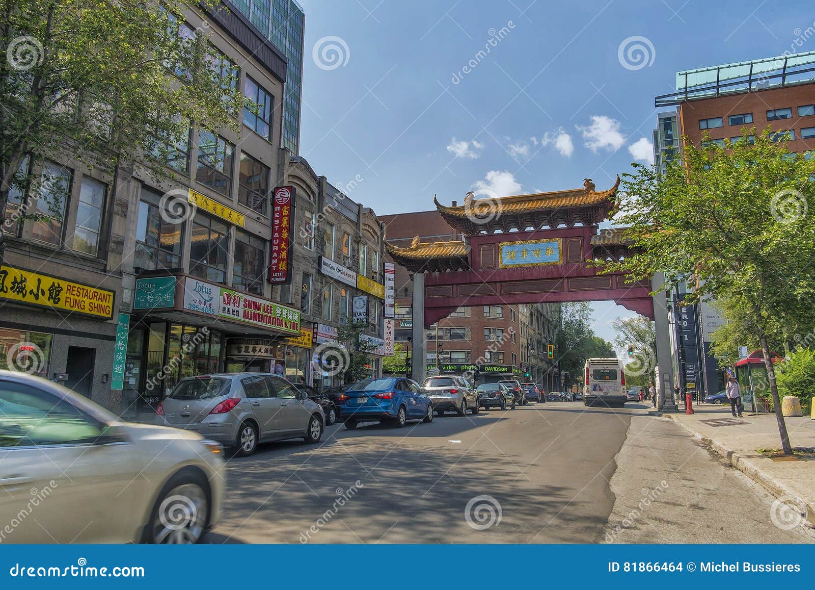 Arch in Chinatown in Montreal Editorial Stock Image - Image of gateway ...