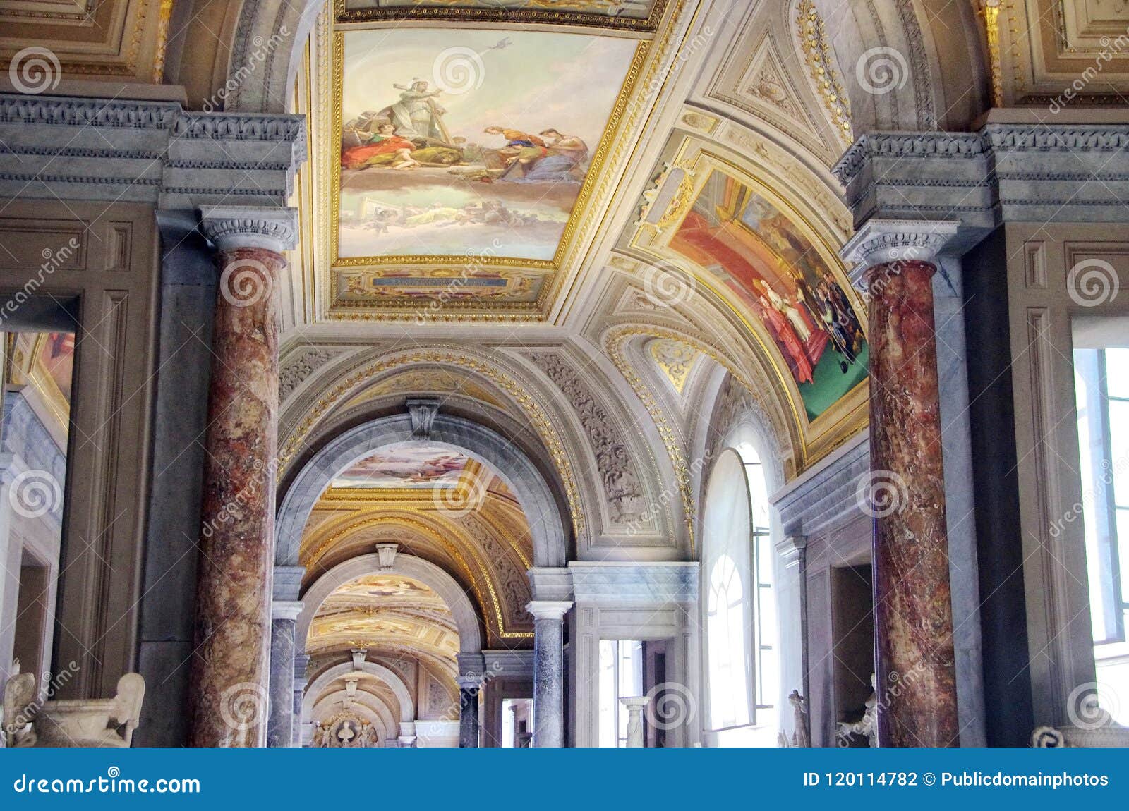 Arch, Column, Arcade, Building Picture. Image: 120114782