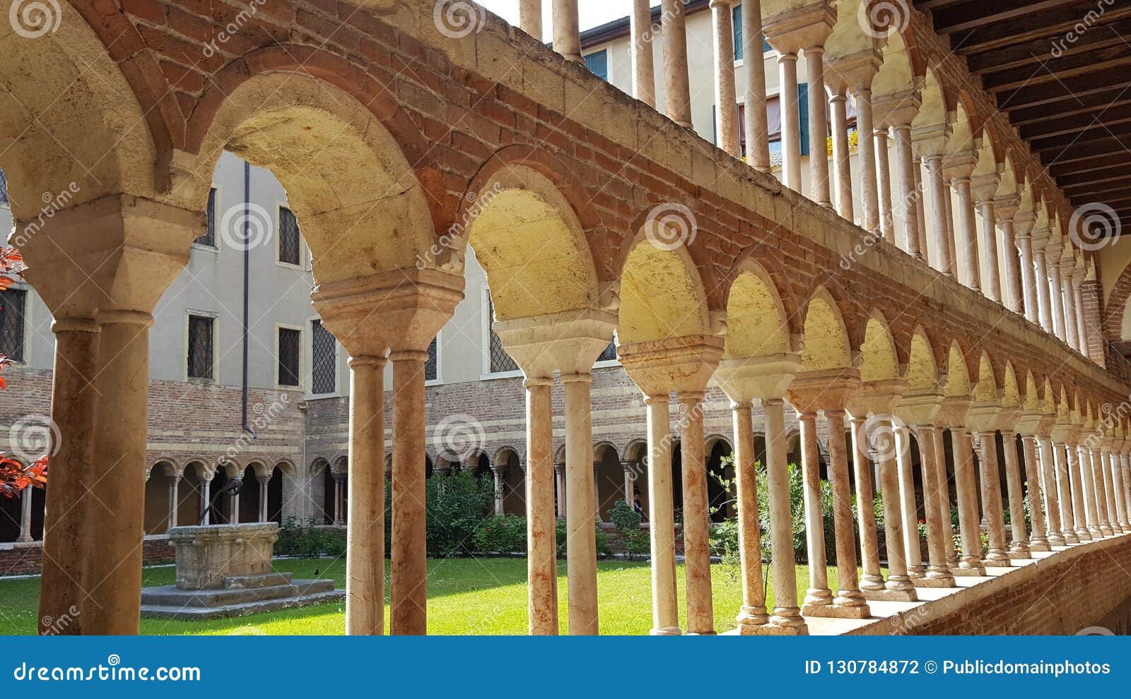 Arch, Column, Arcade, Structure Picture. Image: 130784872