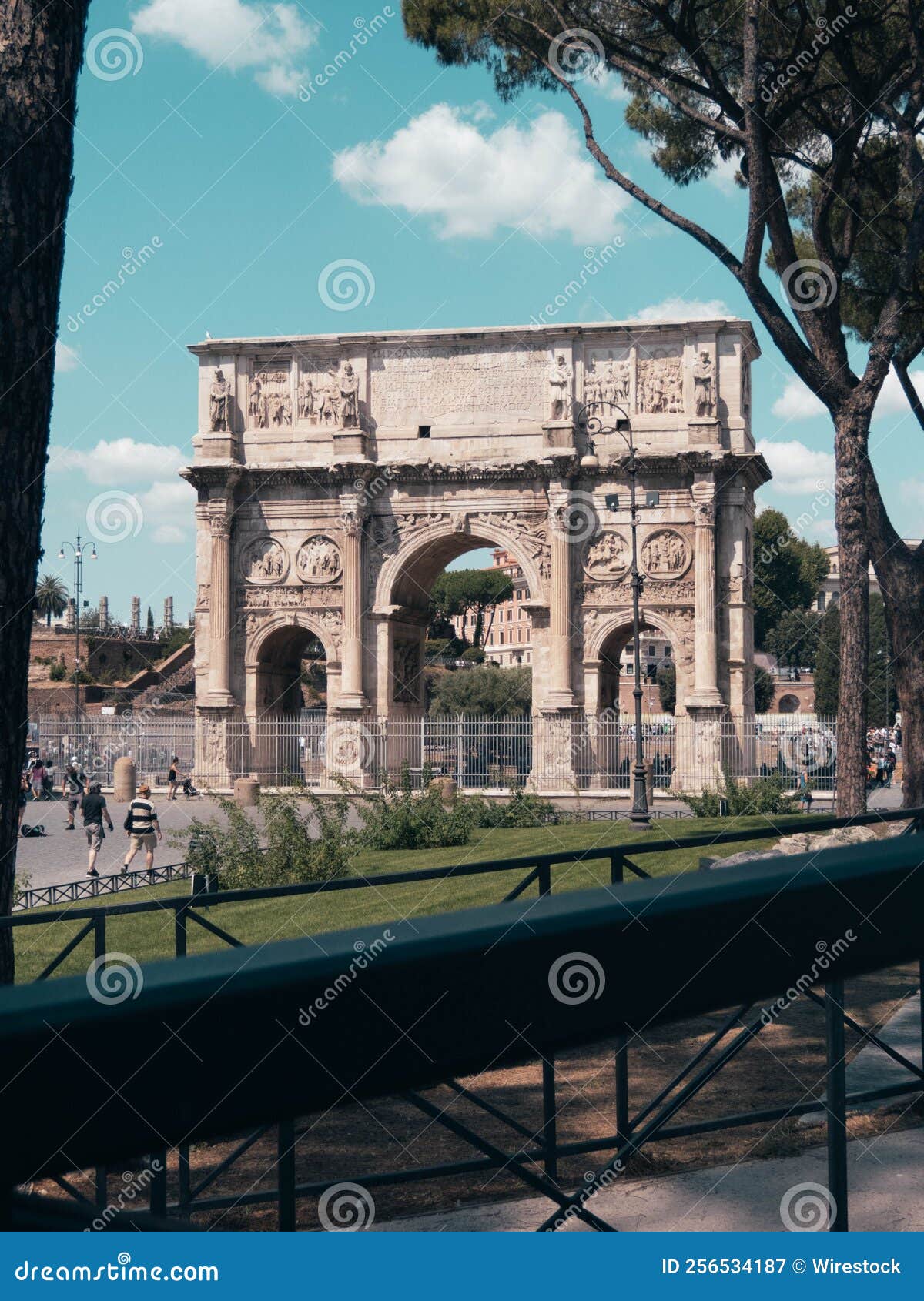 Arch of Constantine, a Triumphal Arch in Rome Dedicated To the Emperor ...