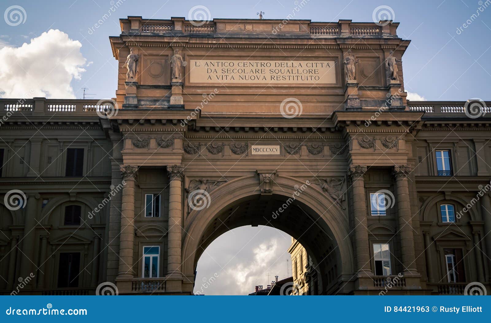 Arch in Florence stock image. Image of statues, square - 84421963