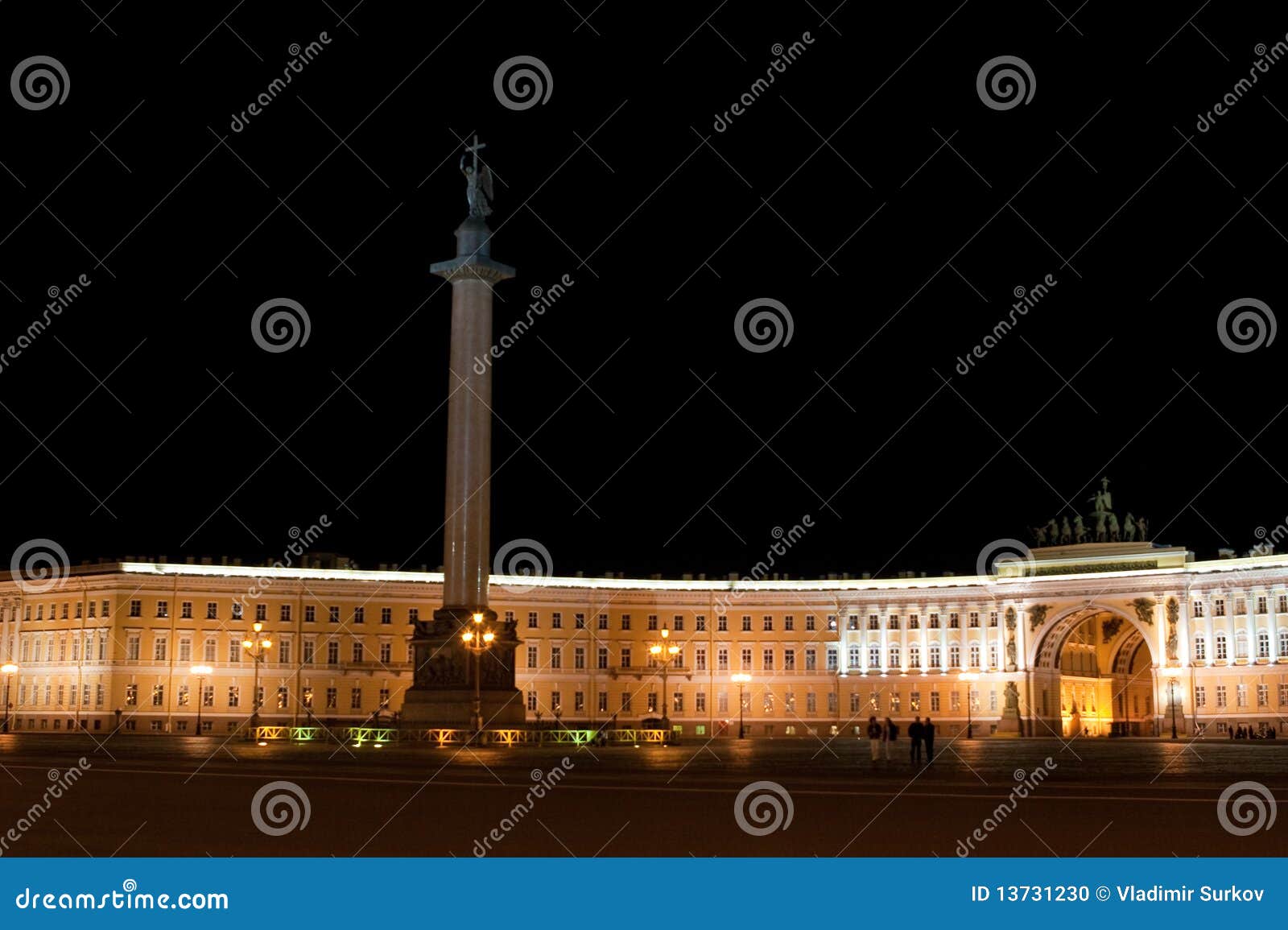 Arch of the Main Staff stock photo. Image of front, baroque - 13731230