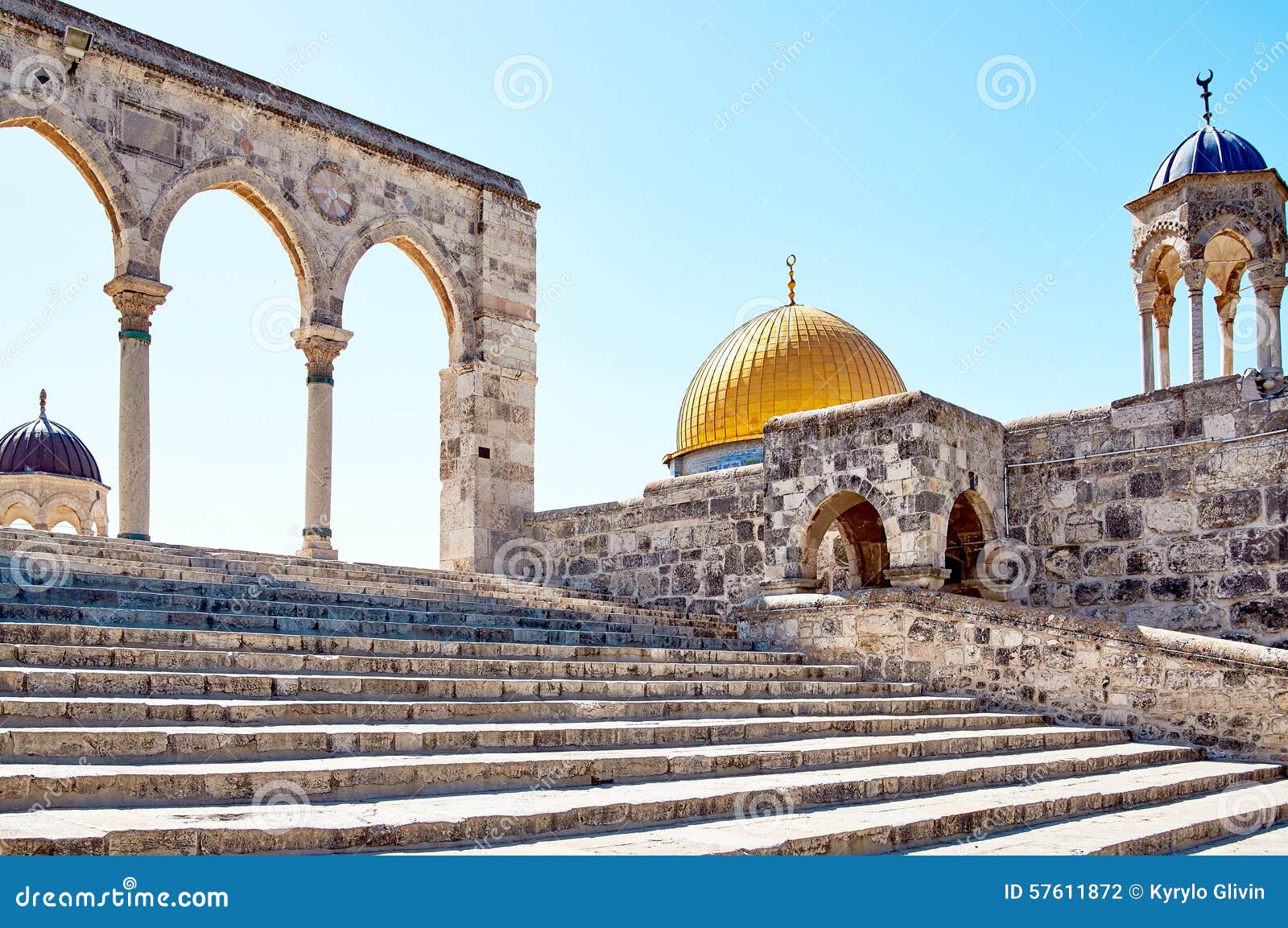 Arch Next To Dome of the Rock Mosque in Jerusalem Stock Photo - Image ...
