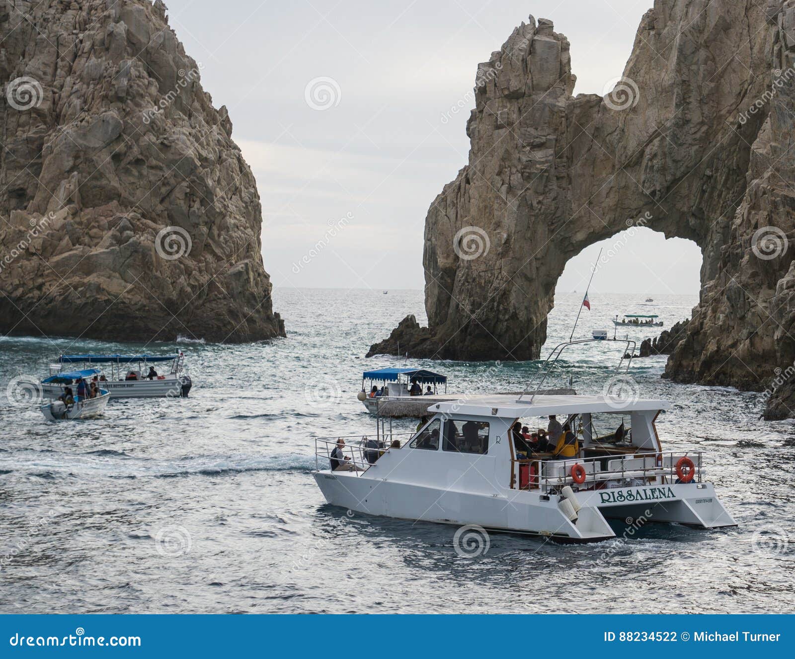 The Arch editorial photography. Image of arco, boat, cortez - 88234522