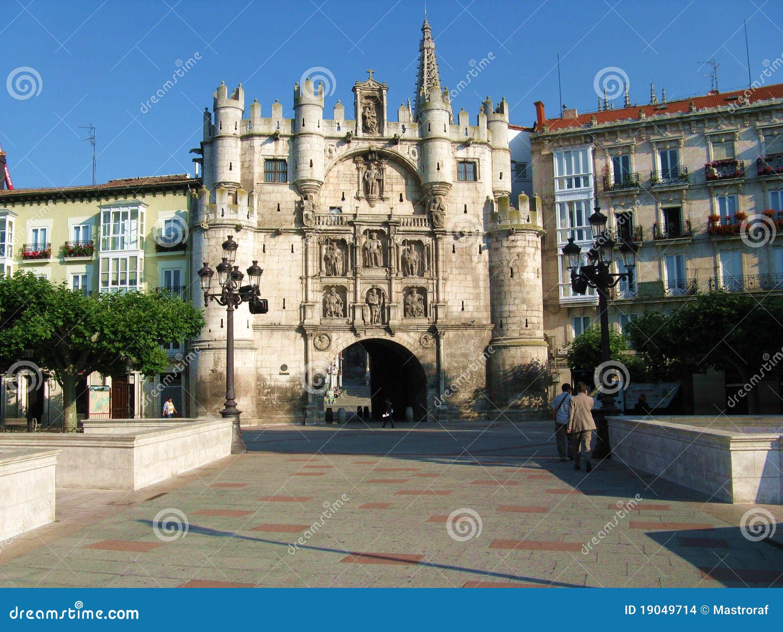Arch of Santa Maria editorial stock image. Image of square - 19049714