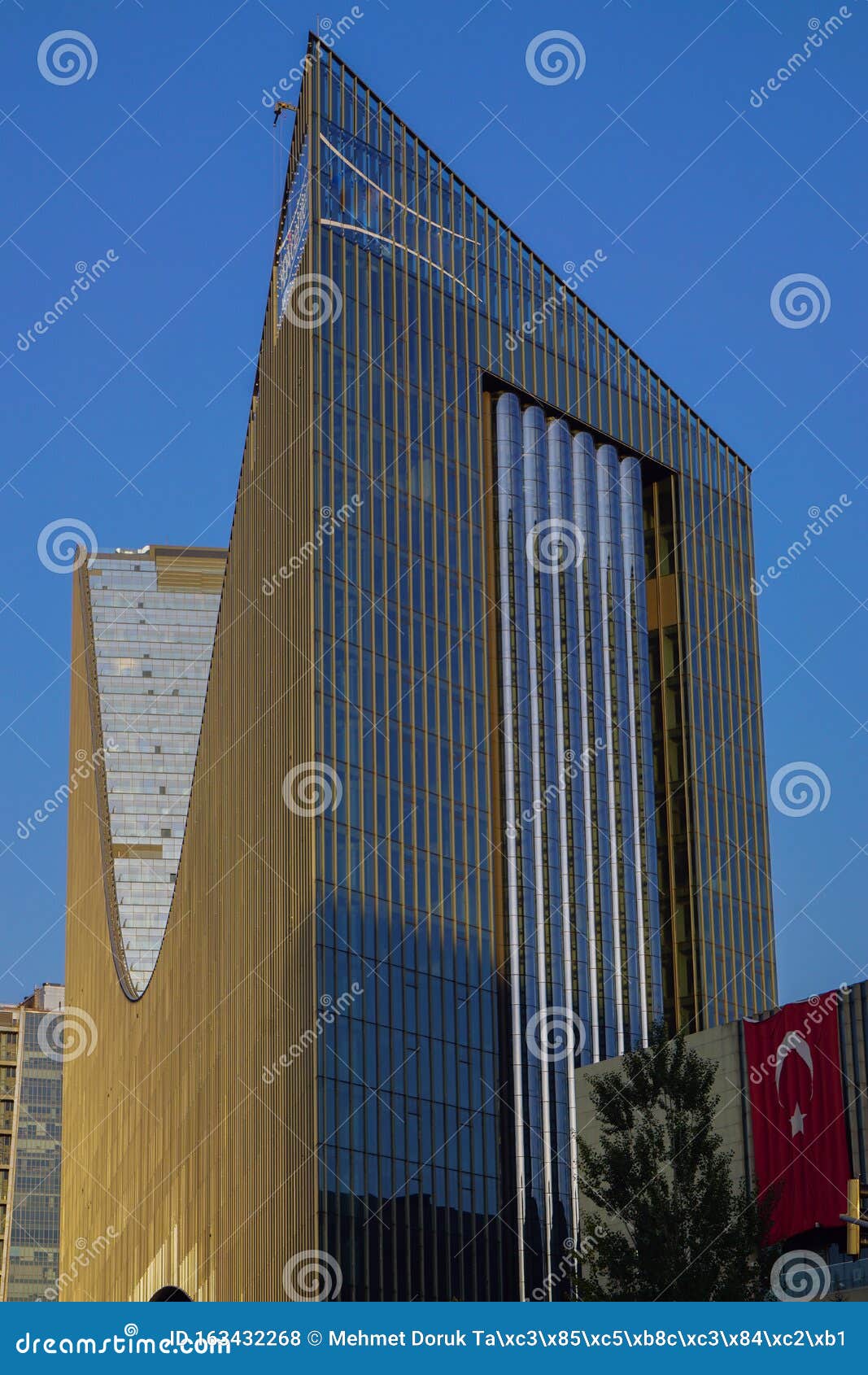 Arch Shaped Skyscraper Futuristic Architecture Details Editorial Stock ...