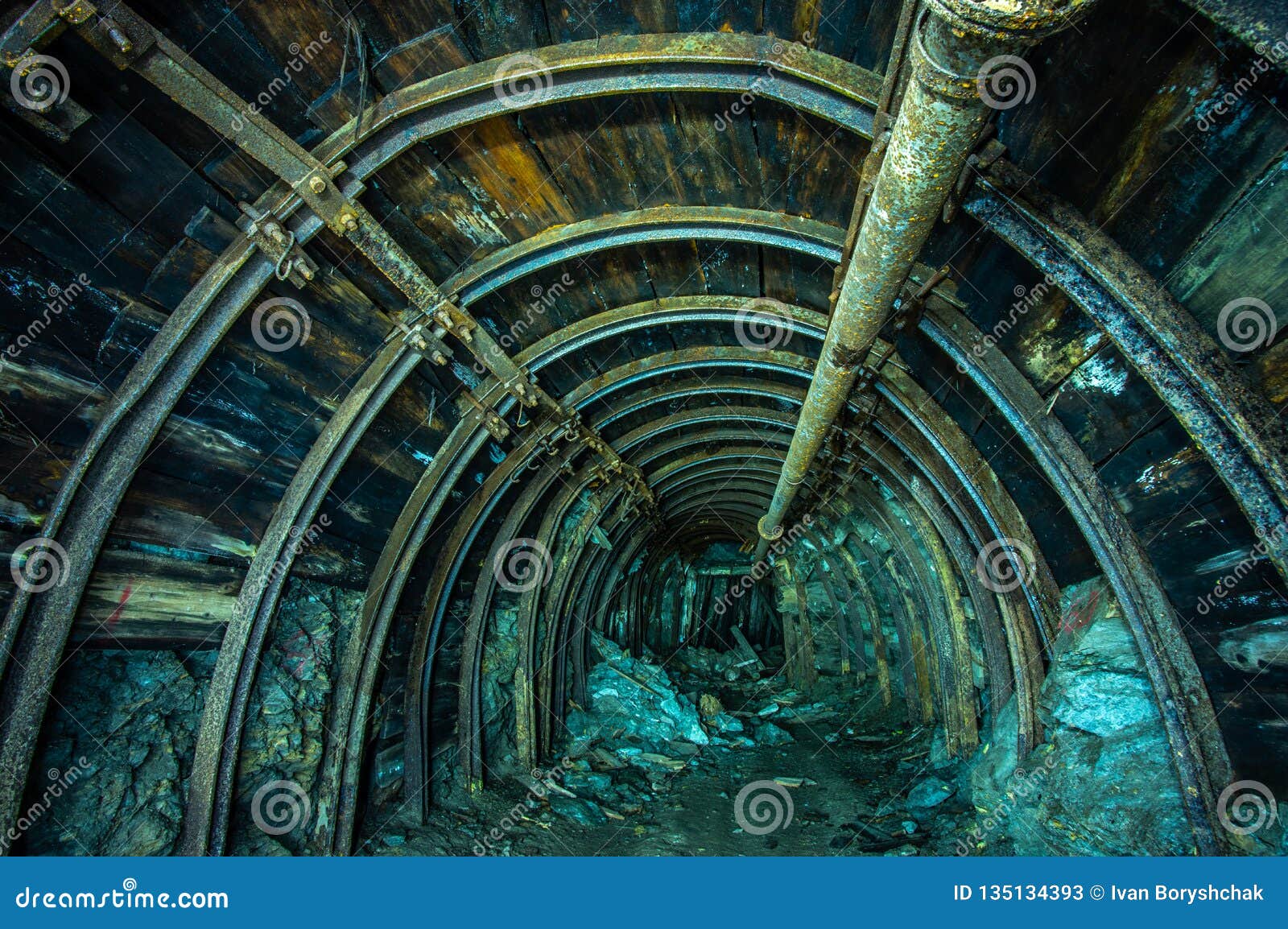 Arch support in the mine stock image. Image of cave - 135134393