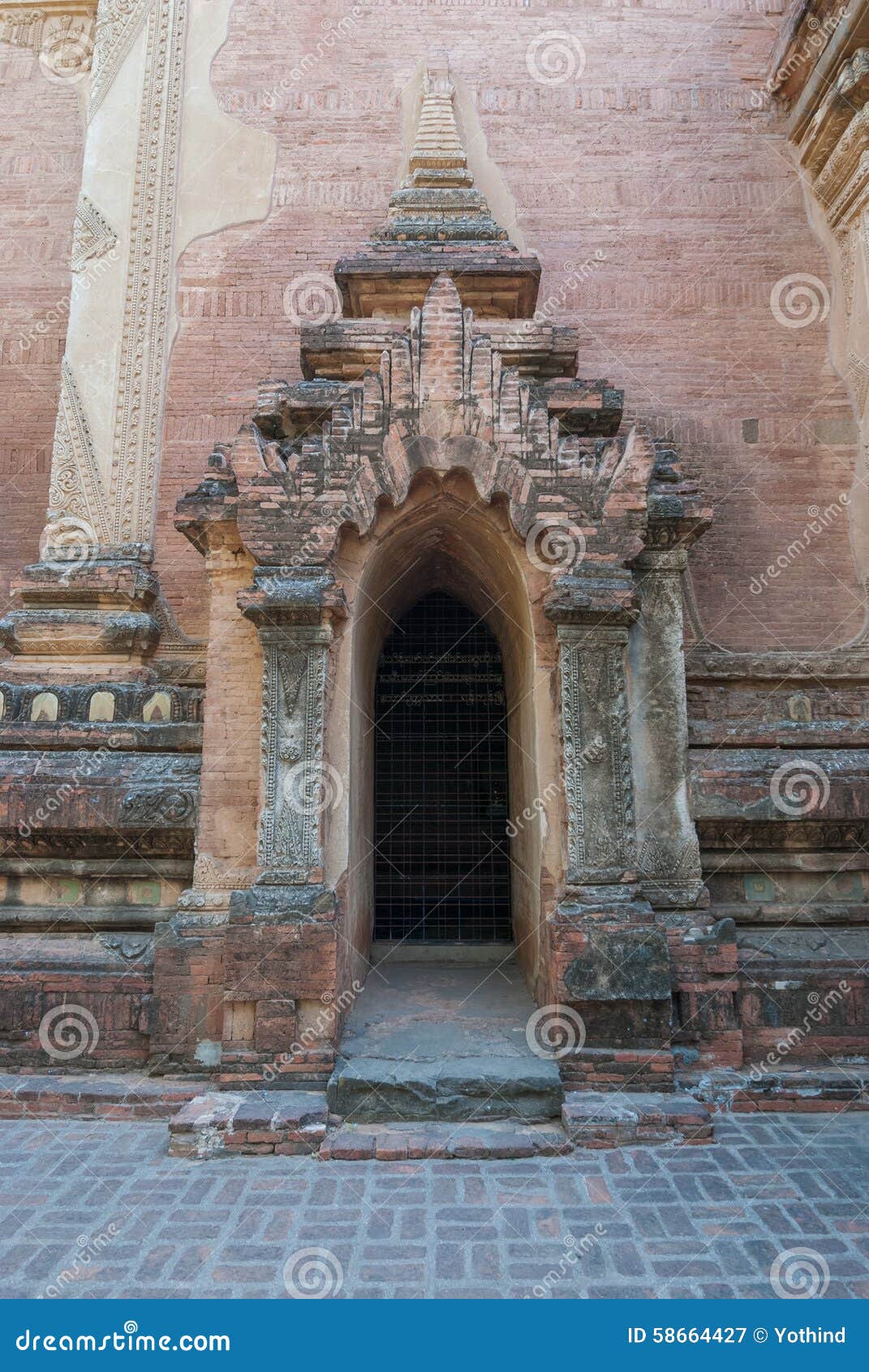 Arch Of Temple Of Olympian Zeus Royalty-Free Stock Photography ...