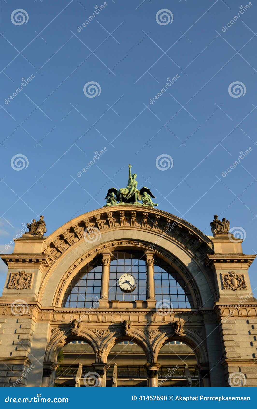 Arch at Train Station in Luzern Stock Photo - Image of arch, station ...