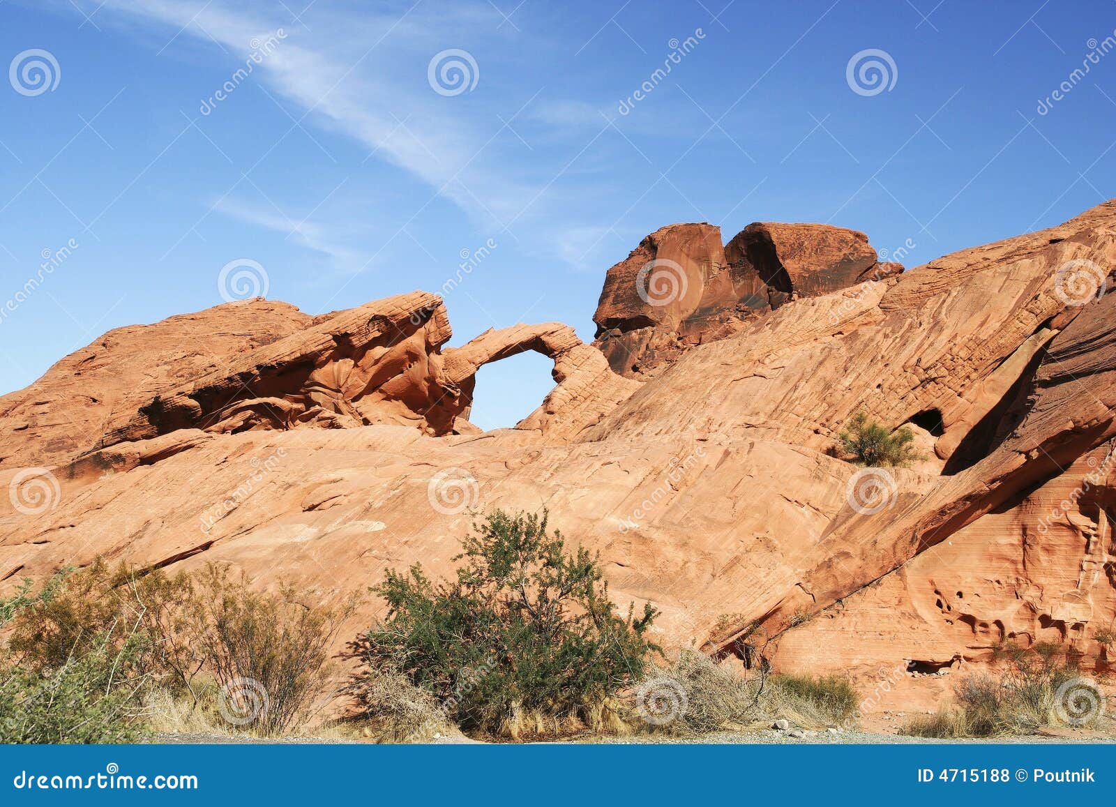 Arch in Valley of Fire, Nevada Stock Photo - Image of park, view: 4715188