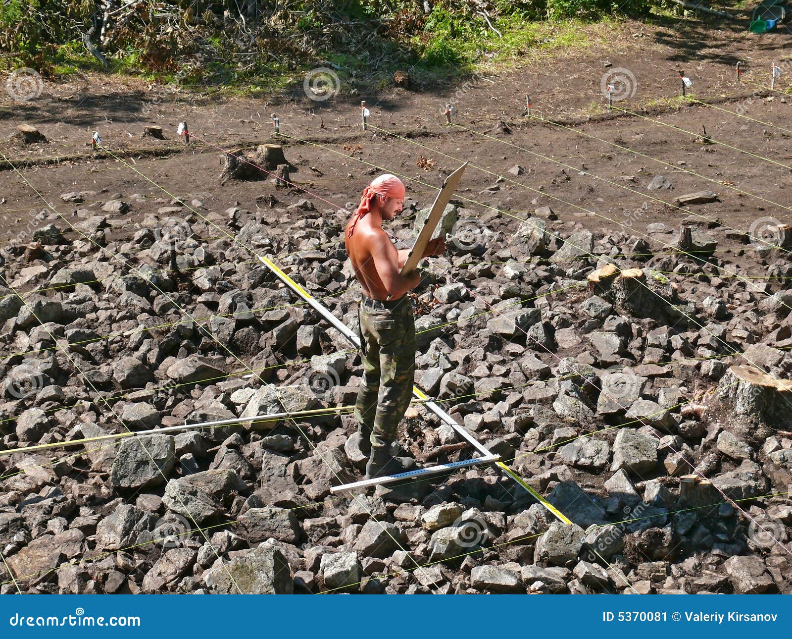 Archaeologist 11 stock image. Image of research, scientific - 5370081