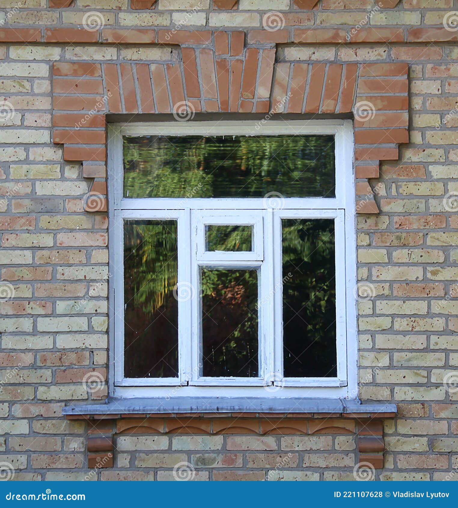 Arched Antique Window On A Brick Wall, The Texture Of The Building ...
