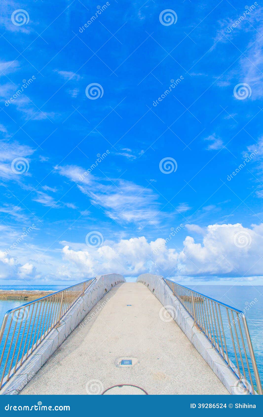 Arched bridge over the sea stock photo. Image of atmosphere - 39286524