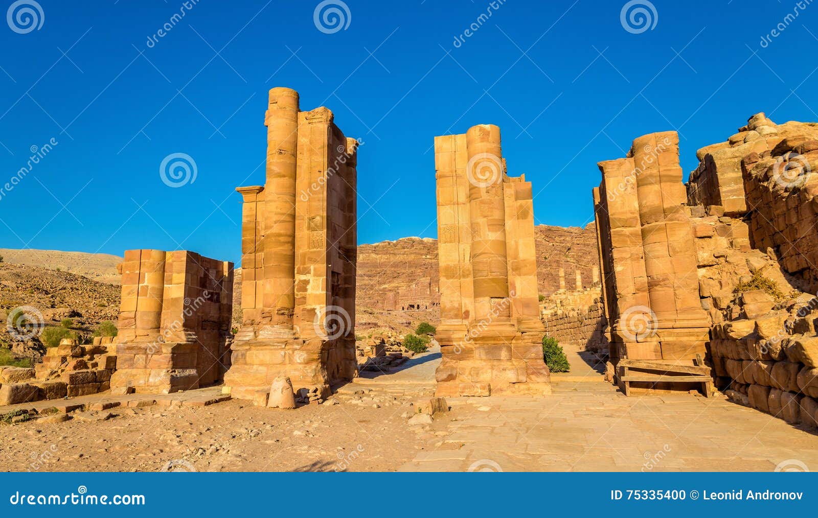 Arched Gate in the Ancient City of Petra, Jordan Stock Photo - Image of ...