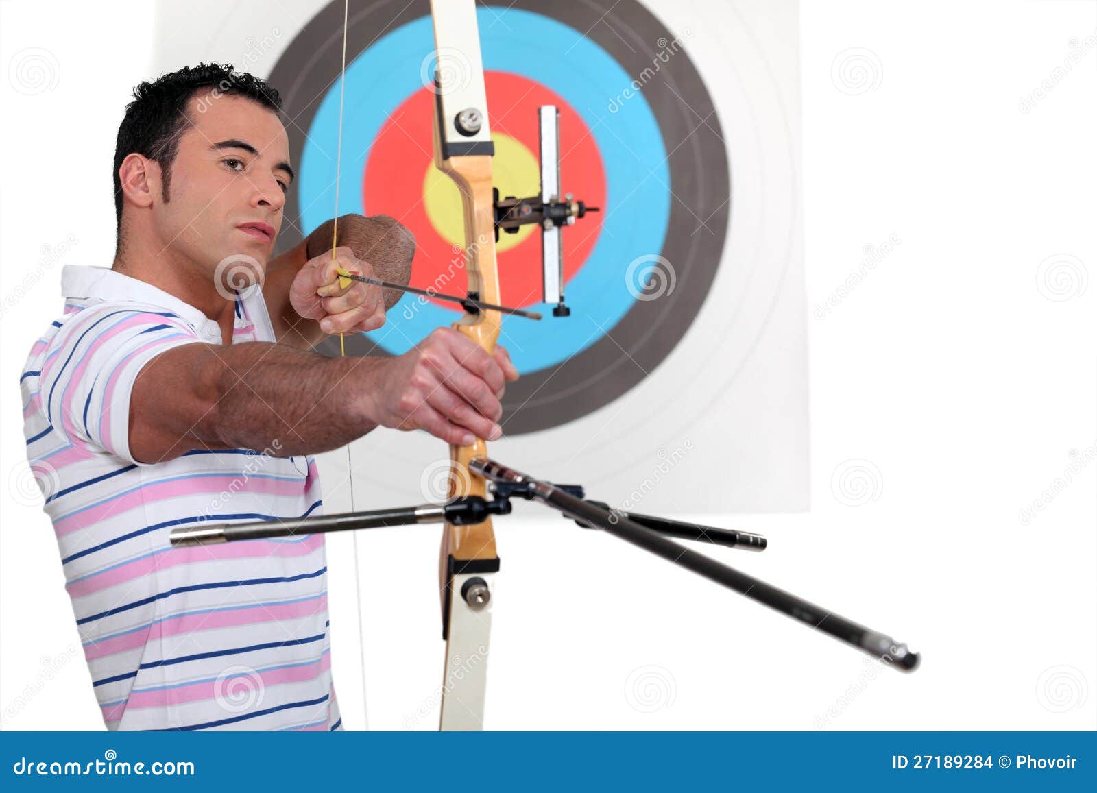 Archer photo stock. Image du adulte, précision, loin - 27189284