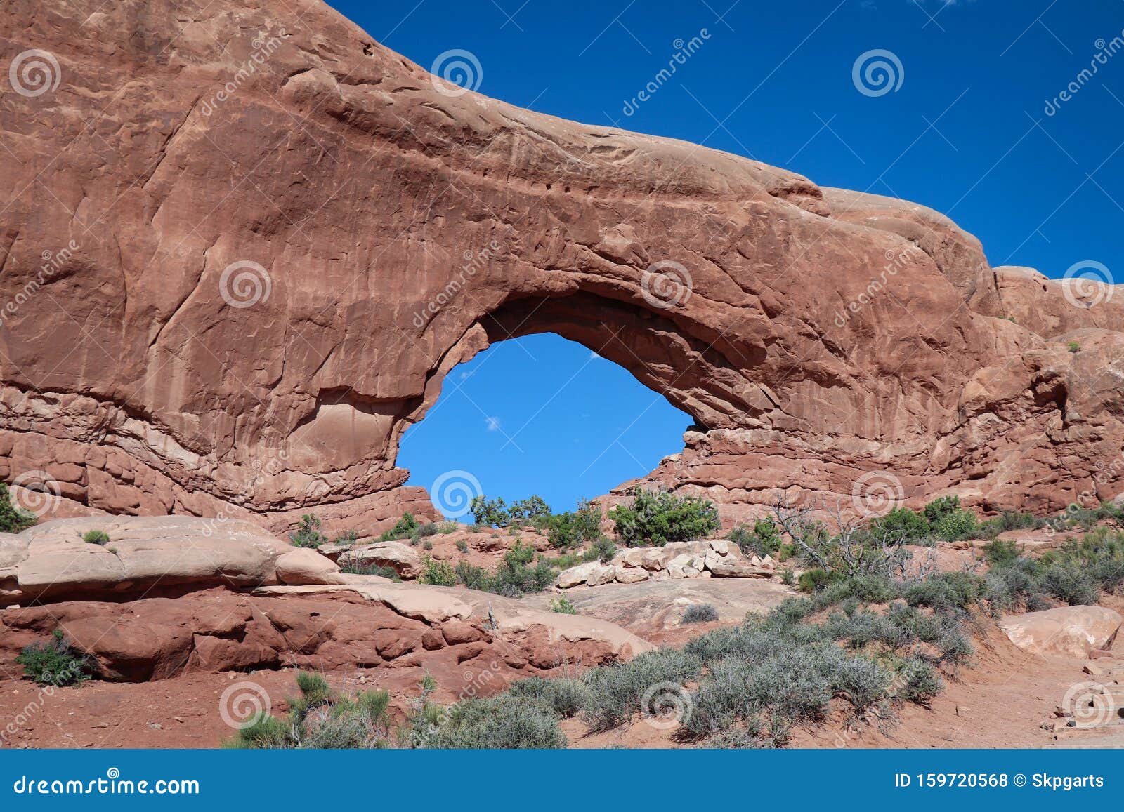 Arches Window Arch stock photo. Image of geology, formations - 159720568