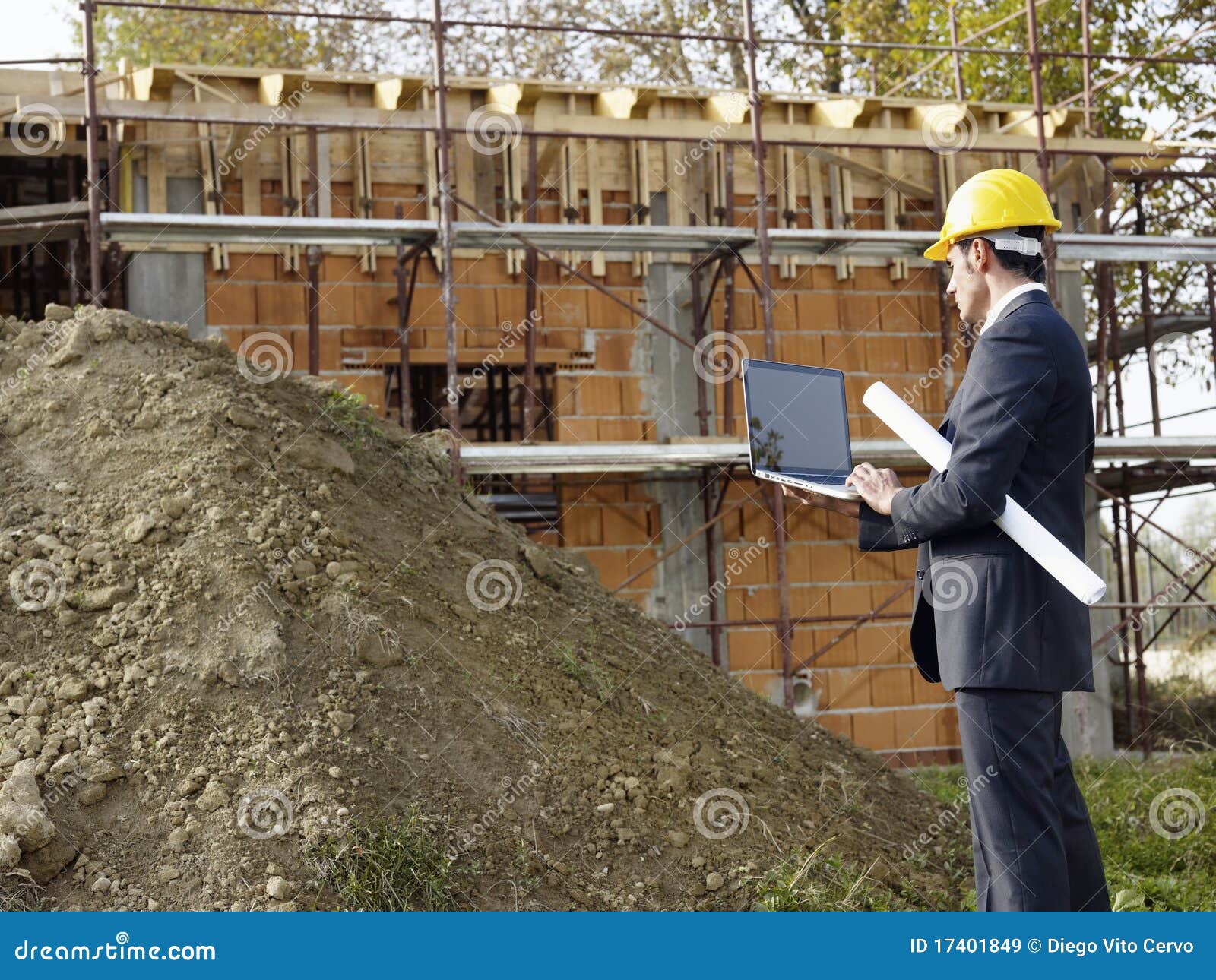 Architect in bouwwerf stock afbeelding. Image of techniek - 17401849