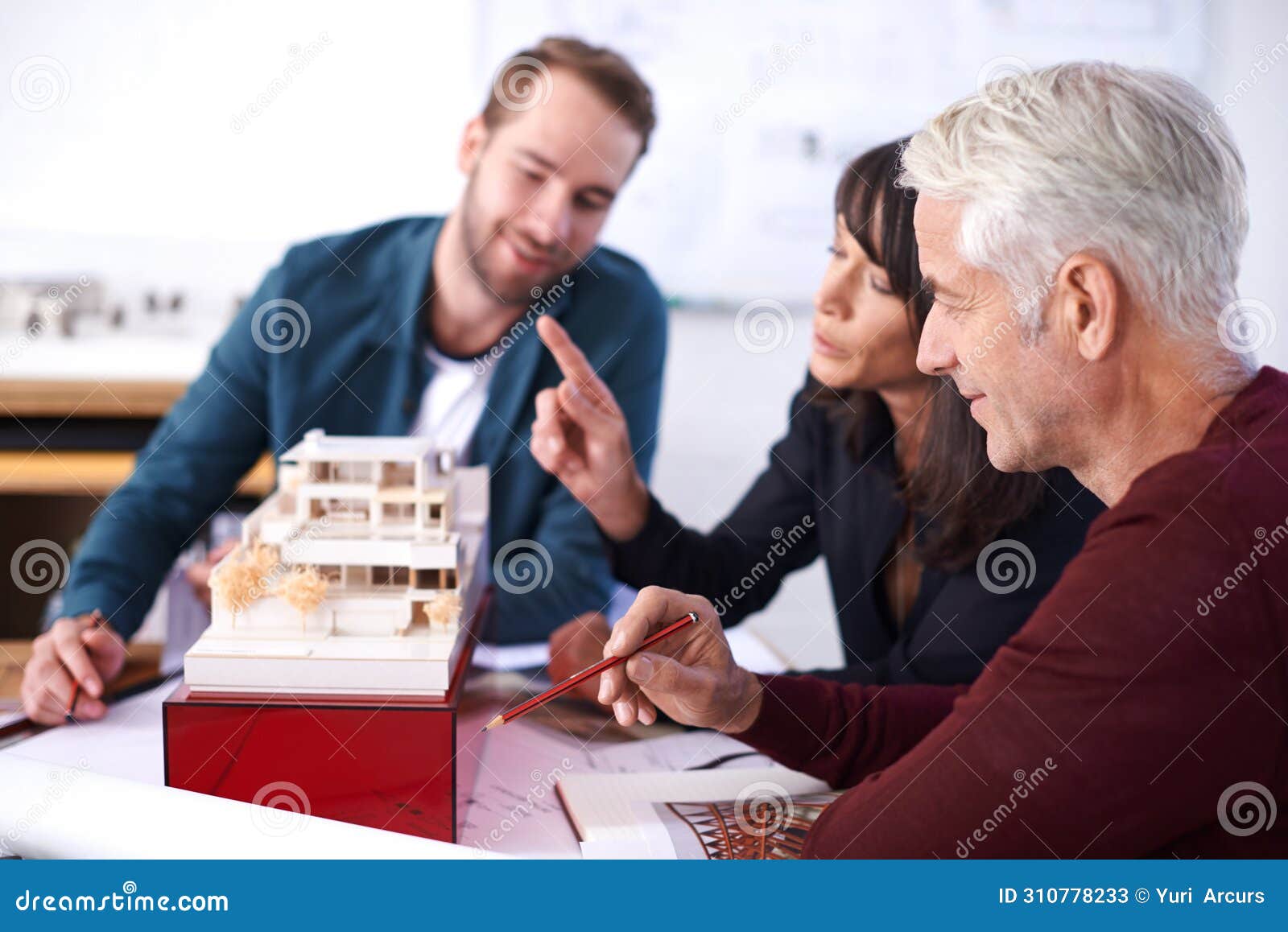 Architect , Collaboration and Planning with Building Model, 3d Design ...