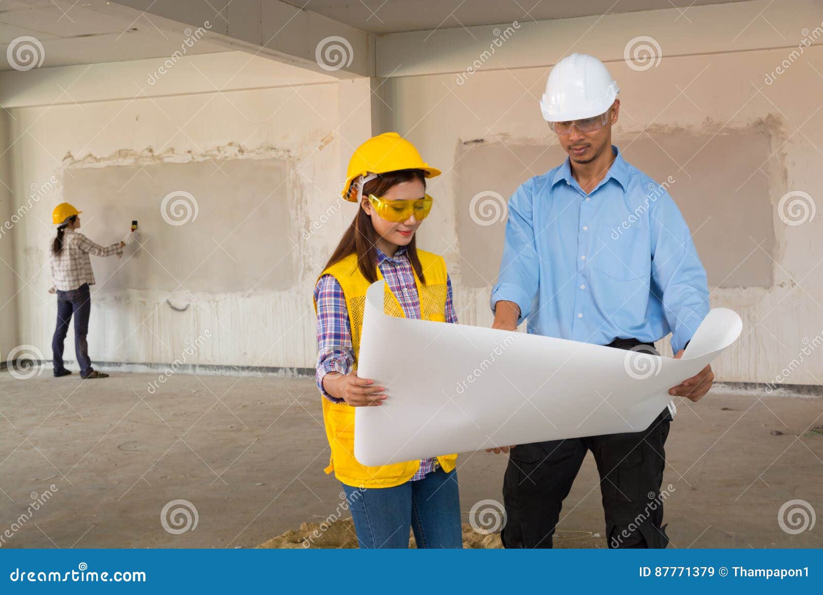 Architect and Constructor Discussion on Building Project Inspect Stock ...