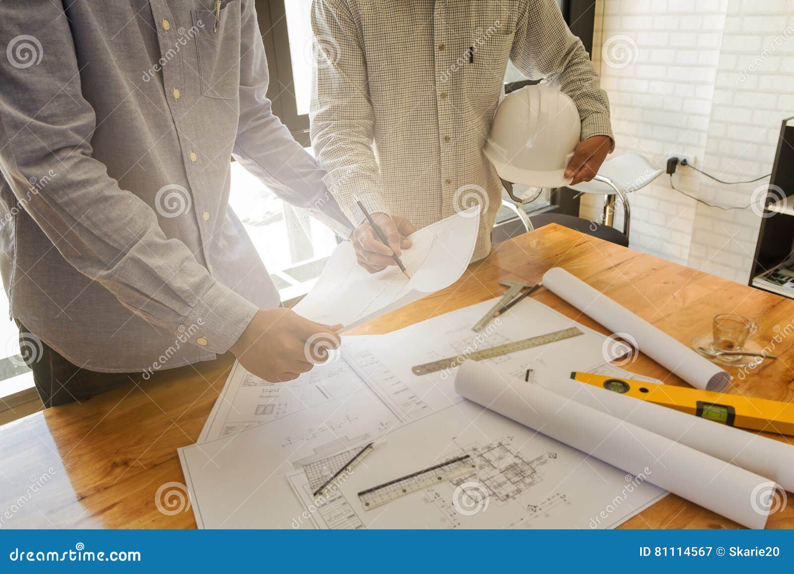Architect Discuss with Engineer Stock Image - Image of engineer, design ...