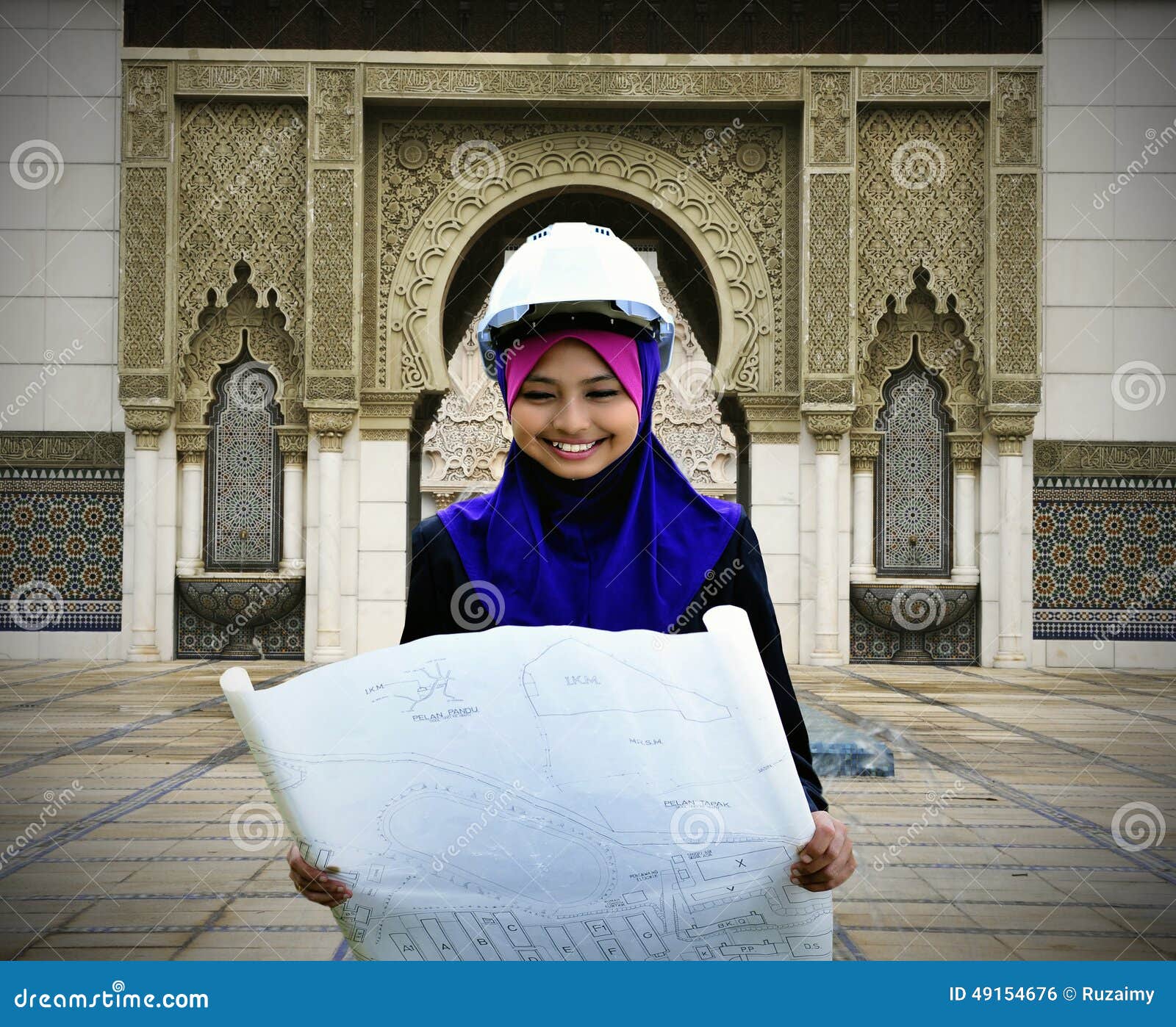 An Architect Young Muslim Woman Stock Photo - Image of manager ...