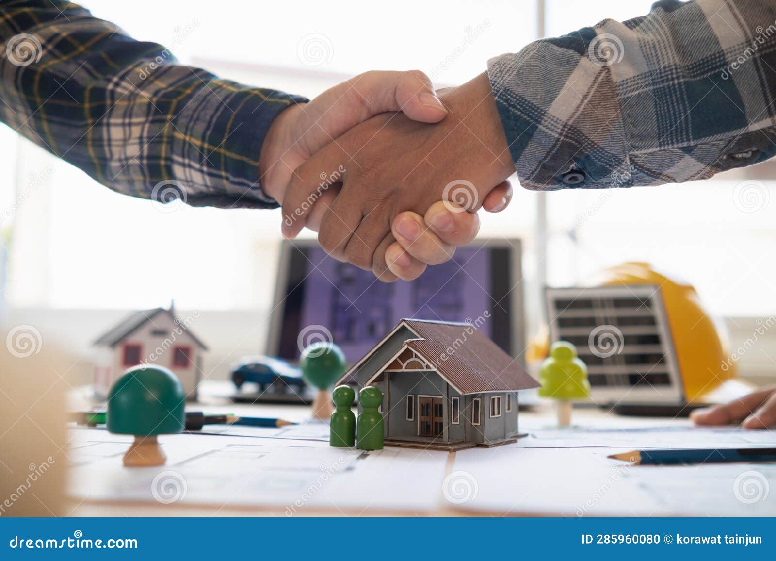 Architects and Engineers Join Hands To Congratulate when Discussing and ...