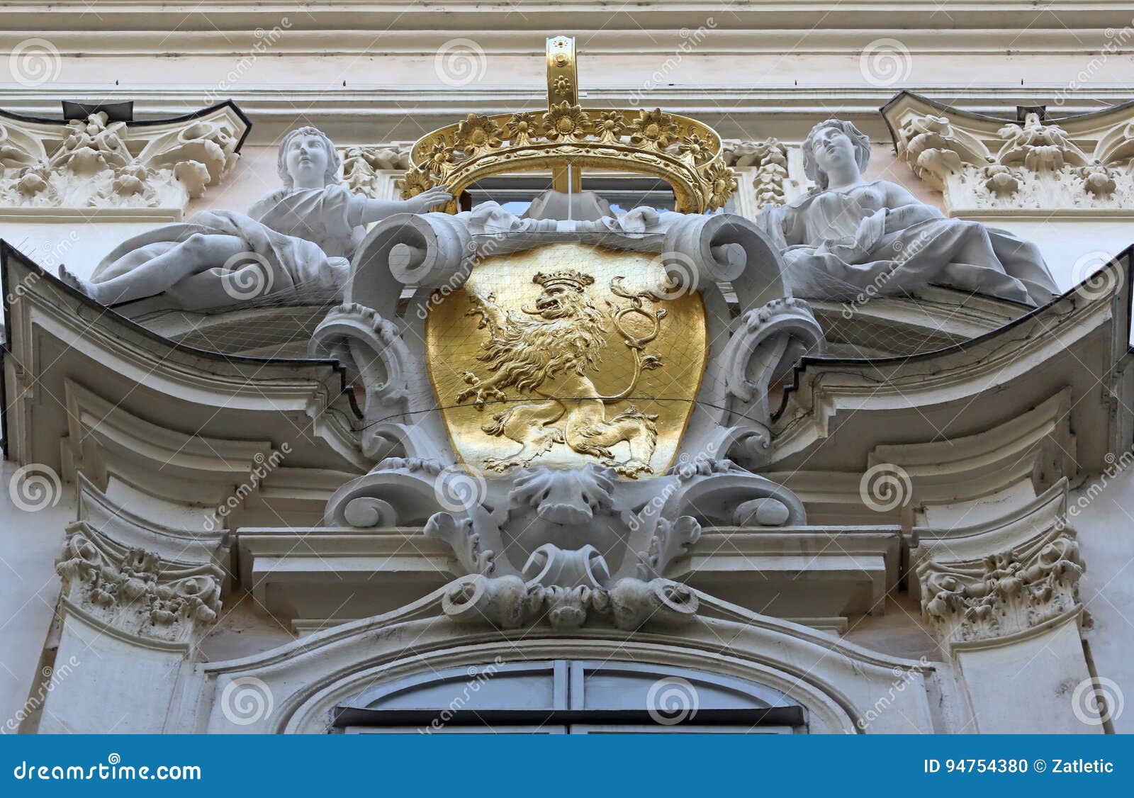 Architectural Artistic Decorations on House in Vienna Stock Photo ...
