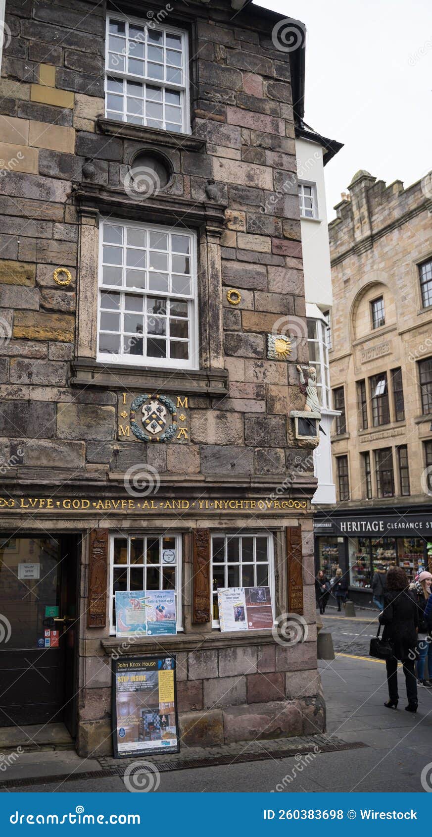 Architectural Corner in Edinburgh Editorial Stock Photo - Image of ...