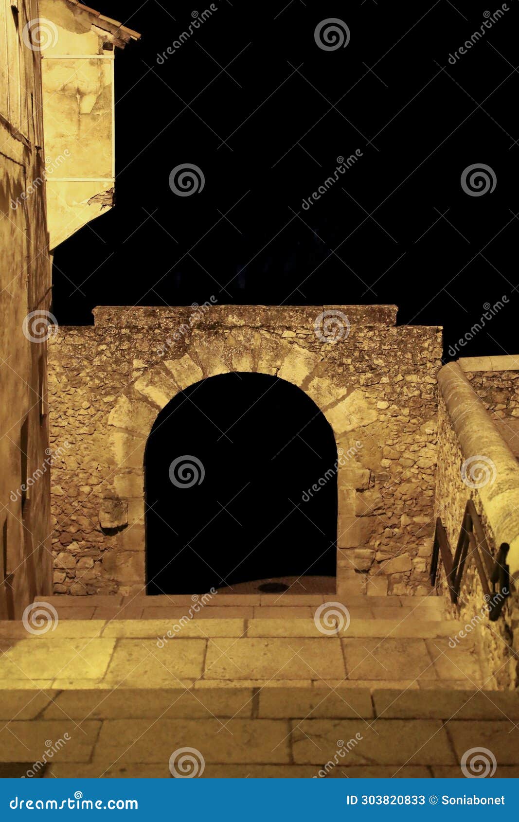 Architectural Details of Fortified Walls in Cuenca Stock Image - Image ...
