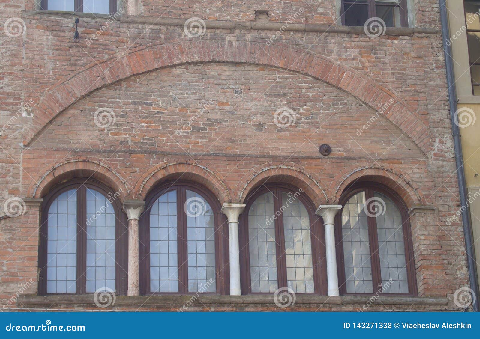 Architectural Elements of Building Decoration - Windows with Arches ...