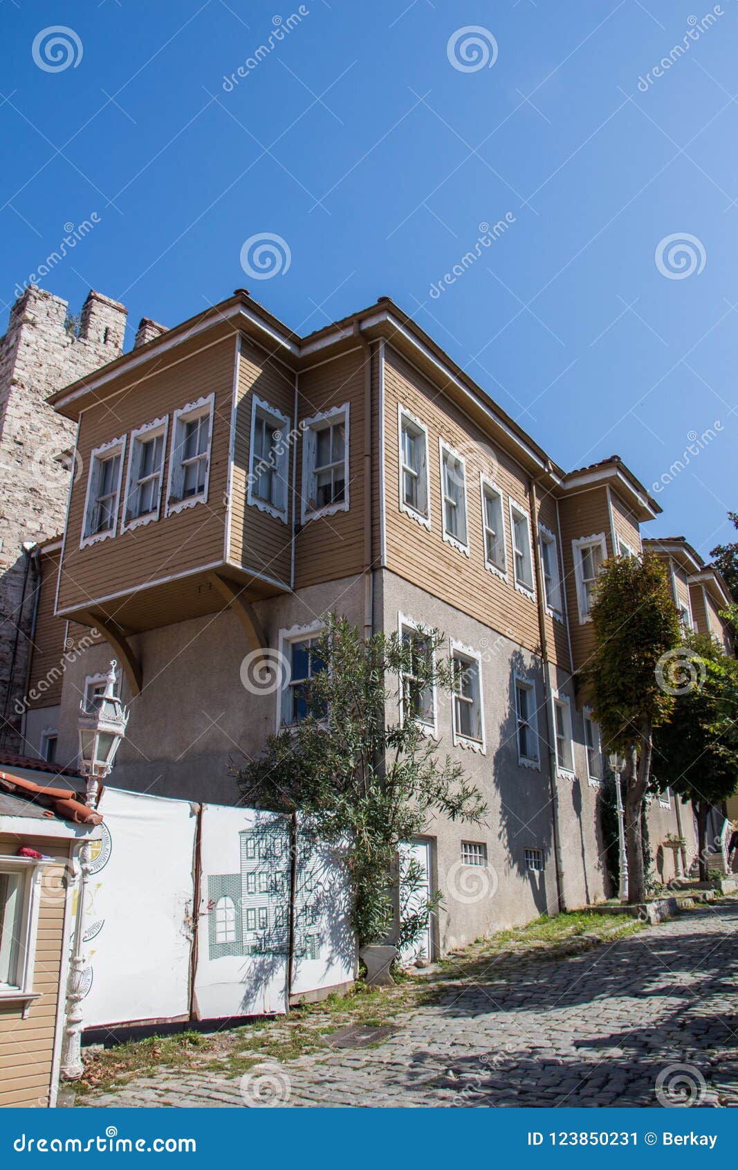 Example of Outstanding Turkish Traditional Architecture Editorial Photo ...