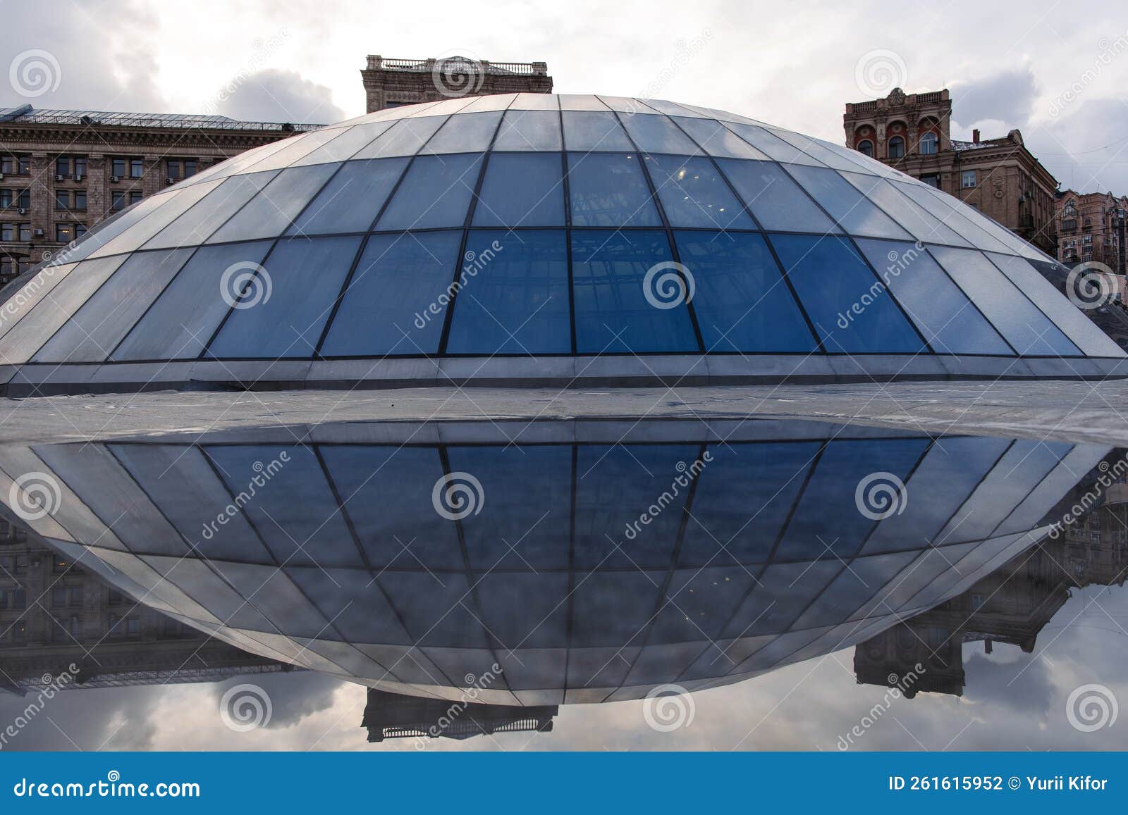 Architectural Glass Dome in the Center of Kyiv Stock Photo - Image of ...