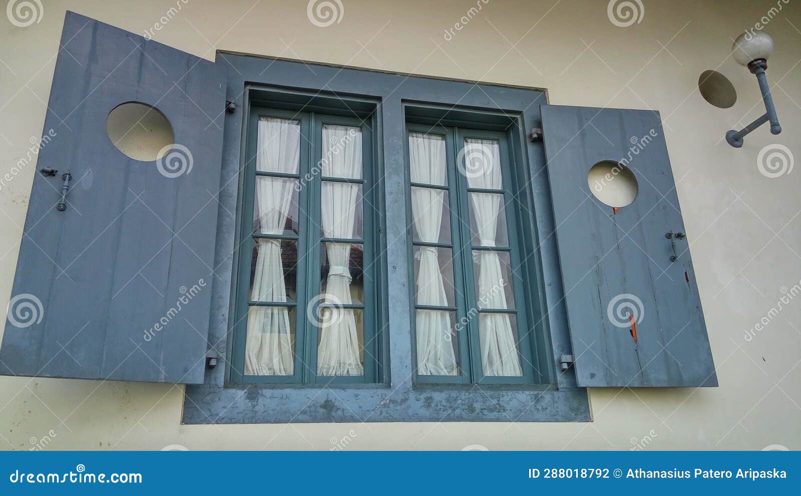 Architectural Glass Window Photos Stock Photo - Image of facade, home ...