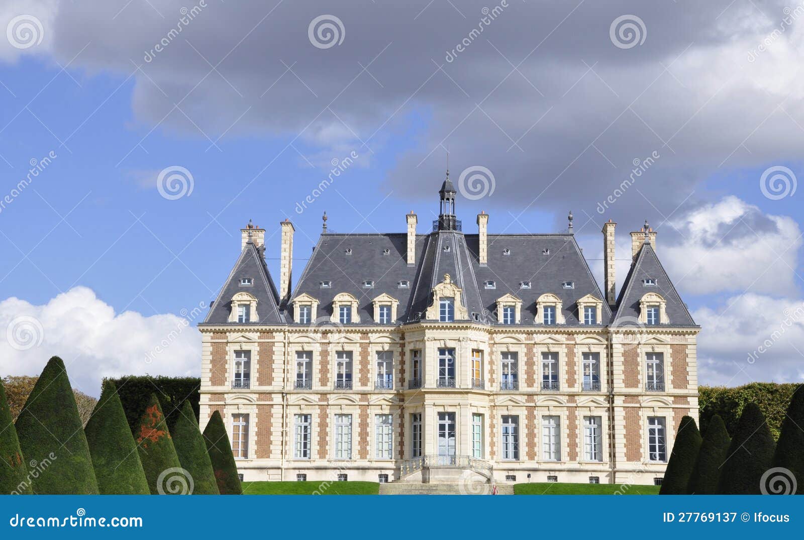 Small Castle, Symbol of Symmetry in Architecture Stock Image - Image of ...