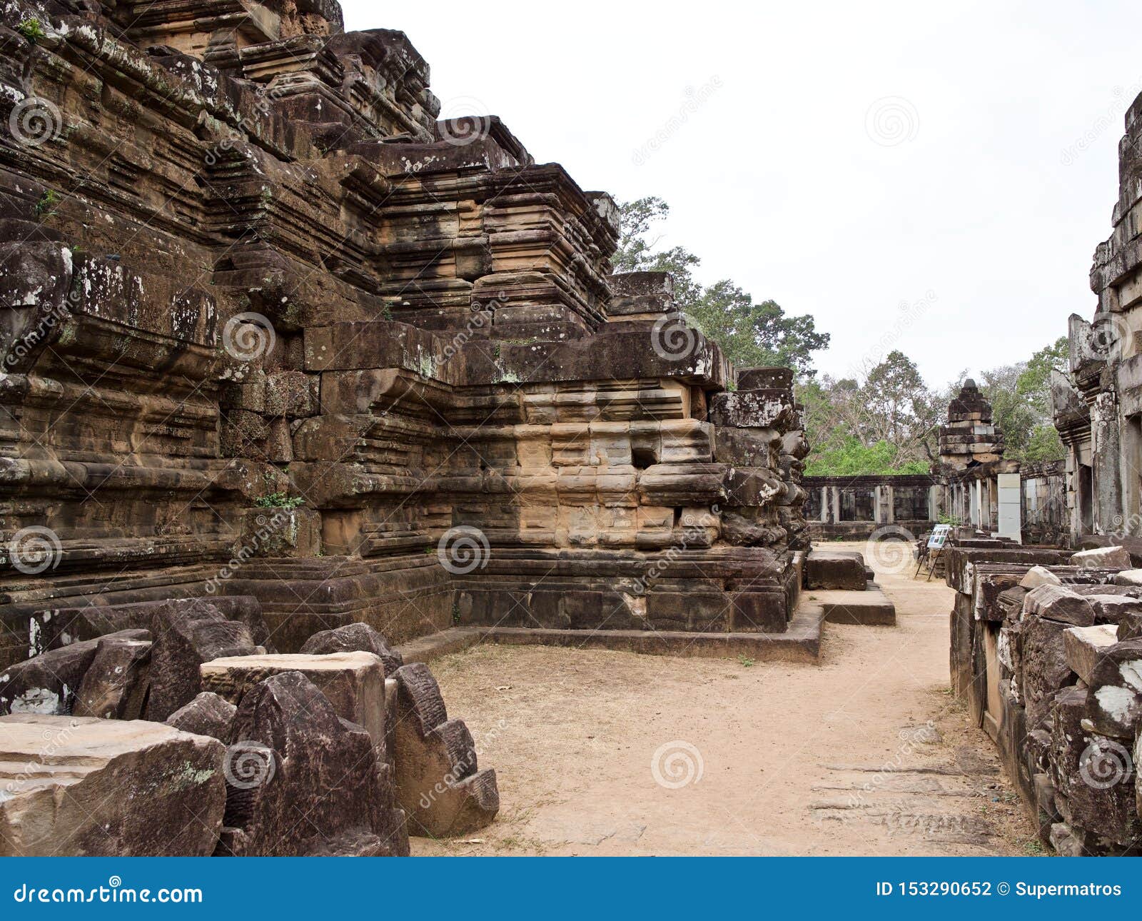 Architecture of Ancient Temple Complex Angkor, Siem Reap Stock Photo ...