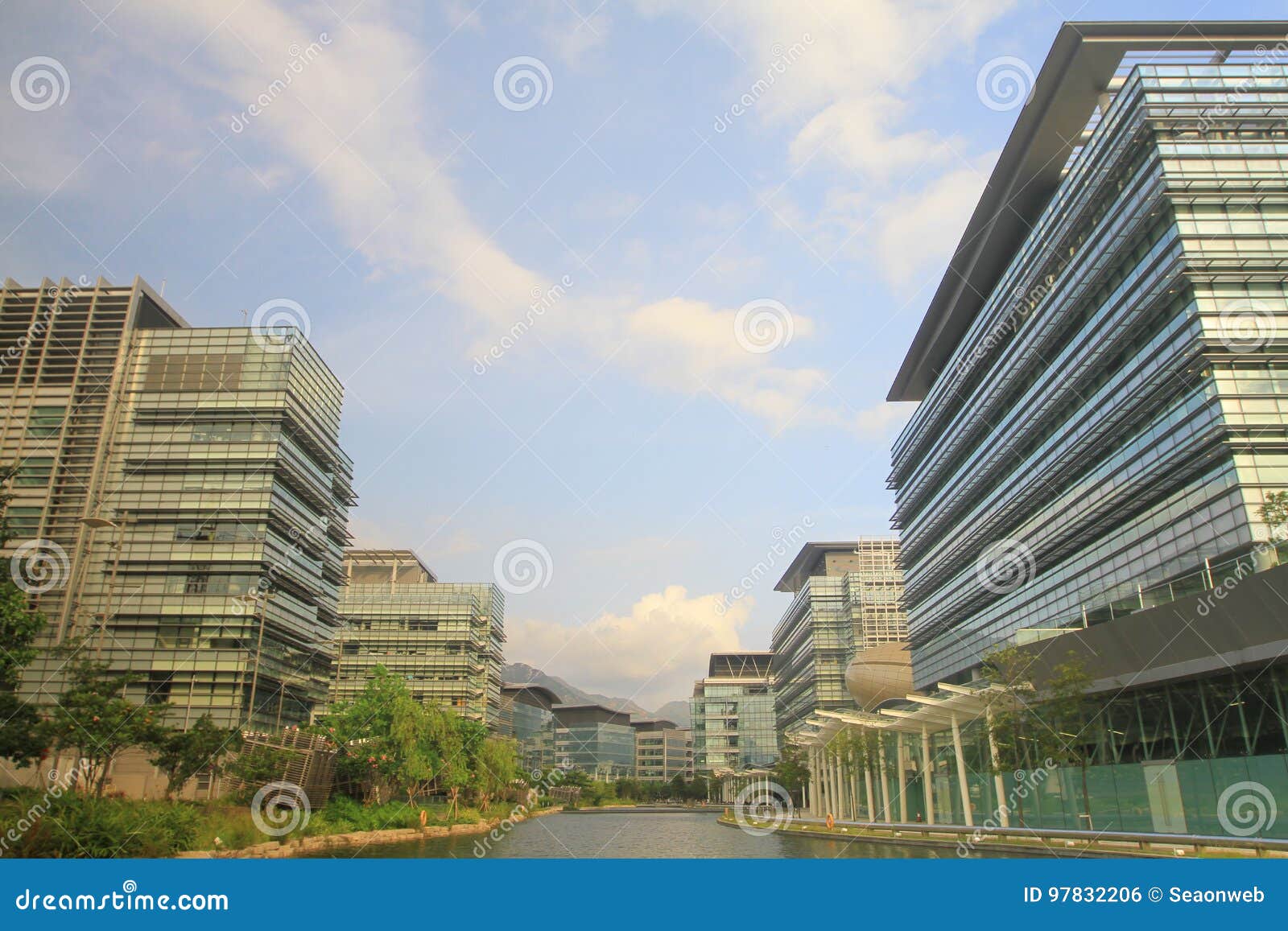 Architecture Aux Parcs Scientifiques De Science Et Technologie Du HK ...