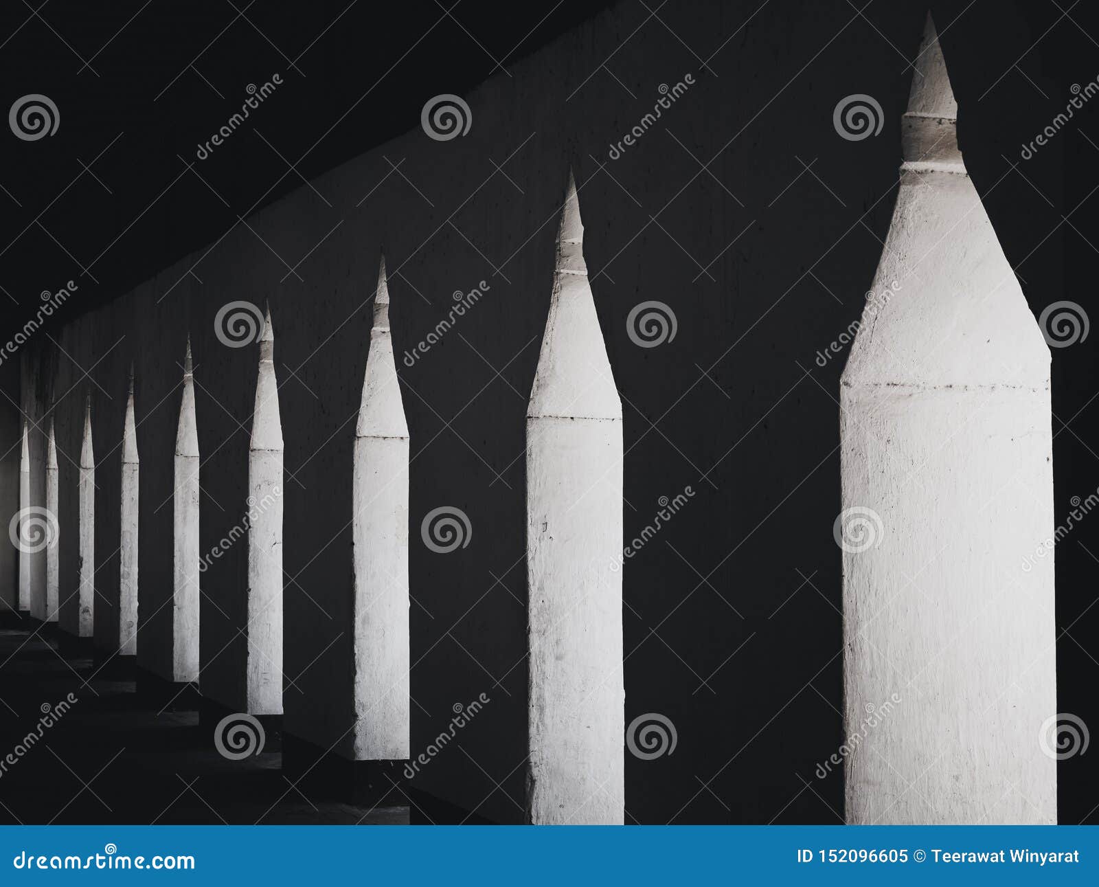 Architecture Detail Concrete Columns Pattern Perspective Contrast ...